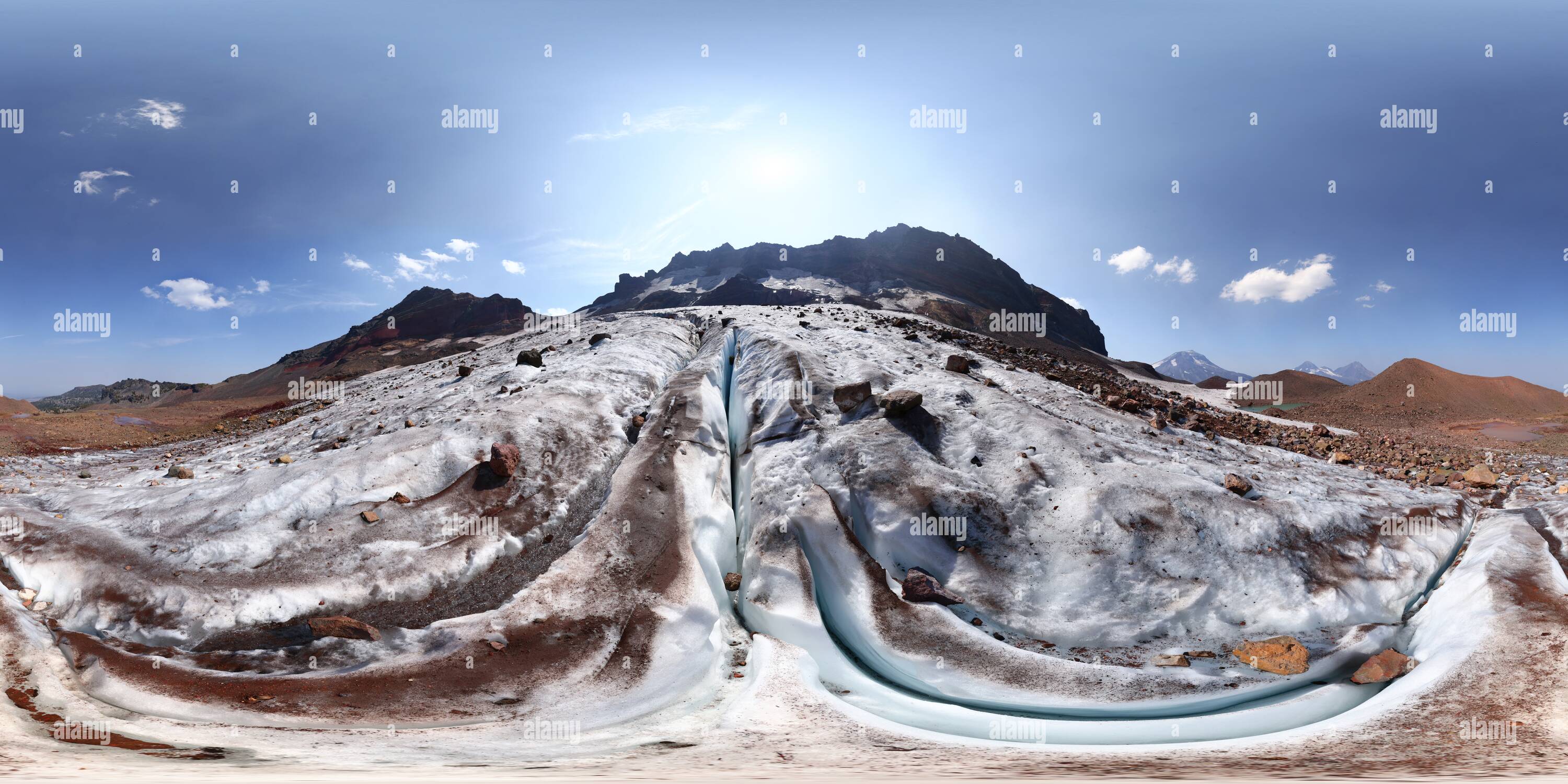 Proglacial lakes hi-res stock photography and images - Alamy