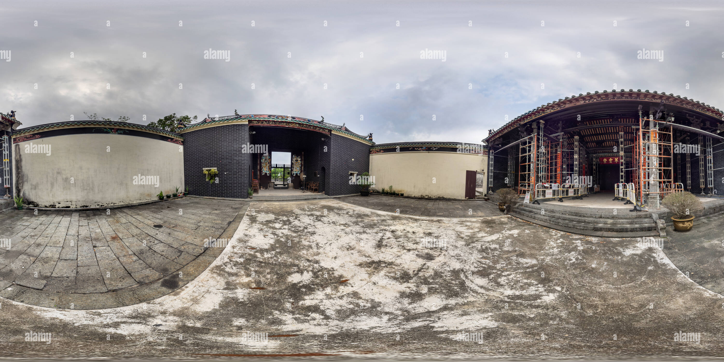 360° view of Tang Chun Ling Ancestral Hall - Alamy