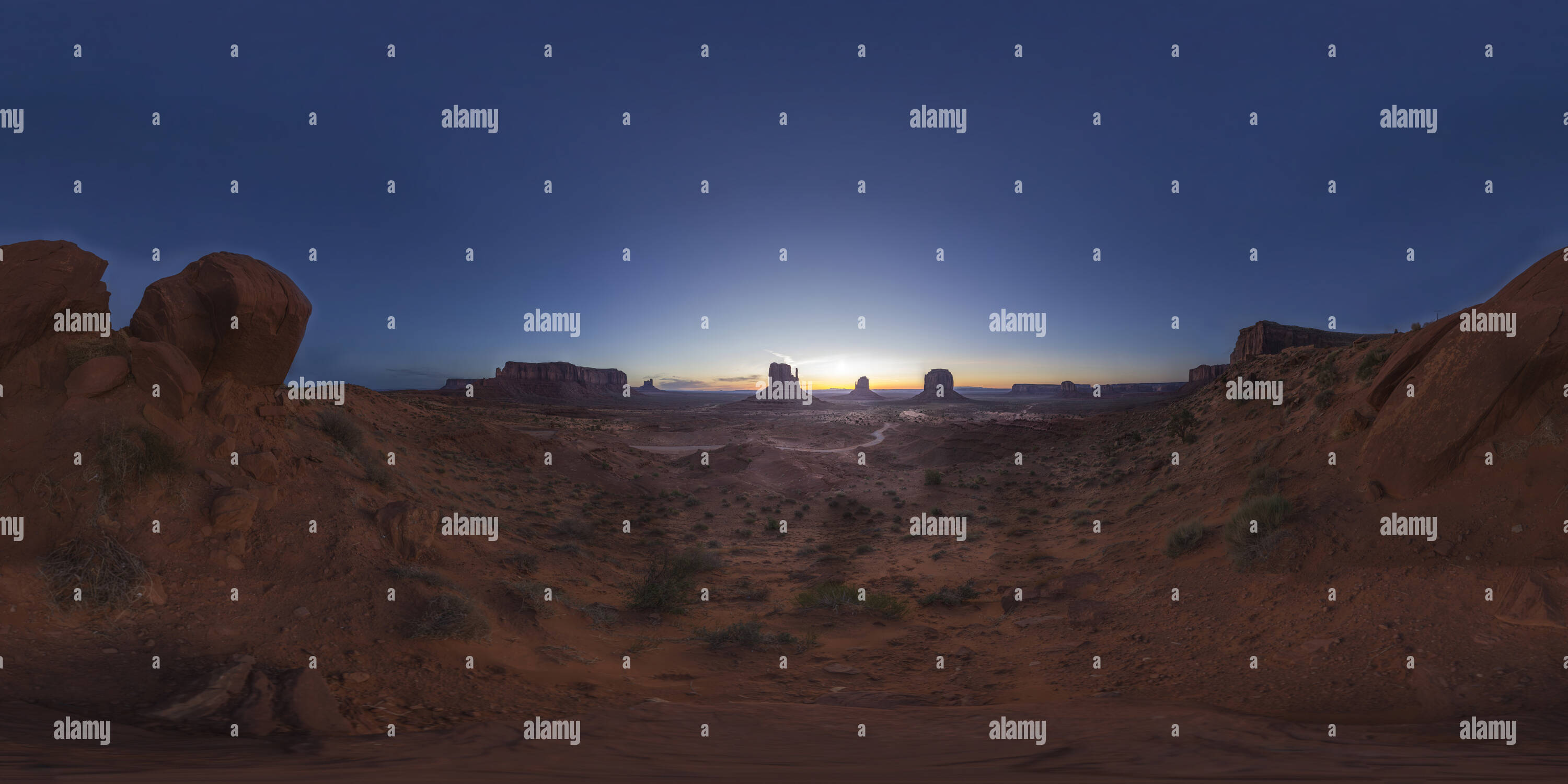 360° view of Monument Valley 25 - Alamy