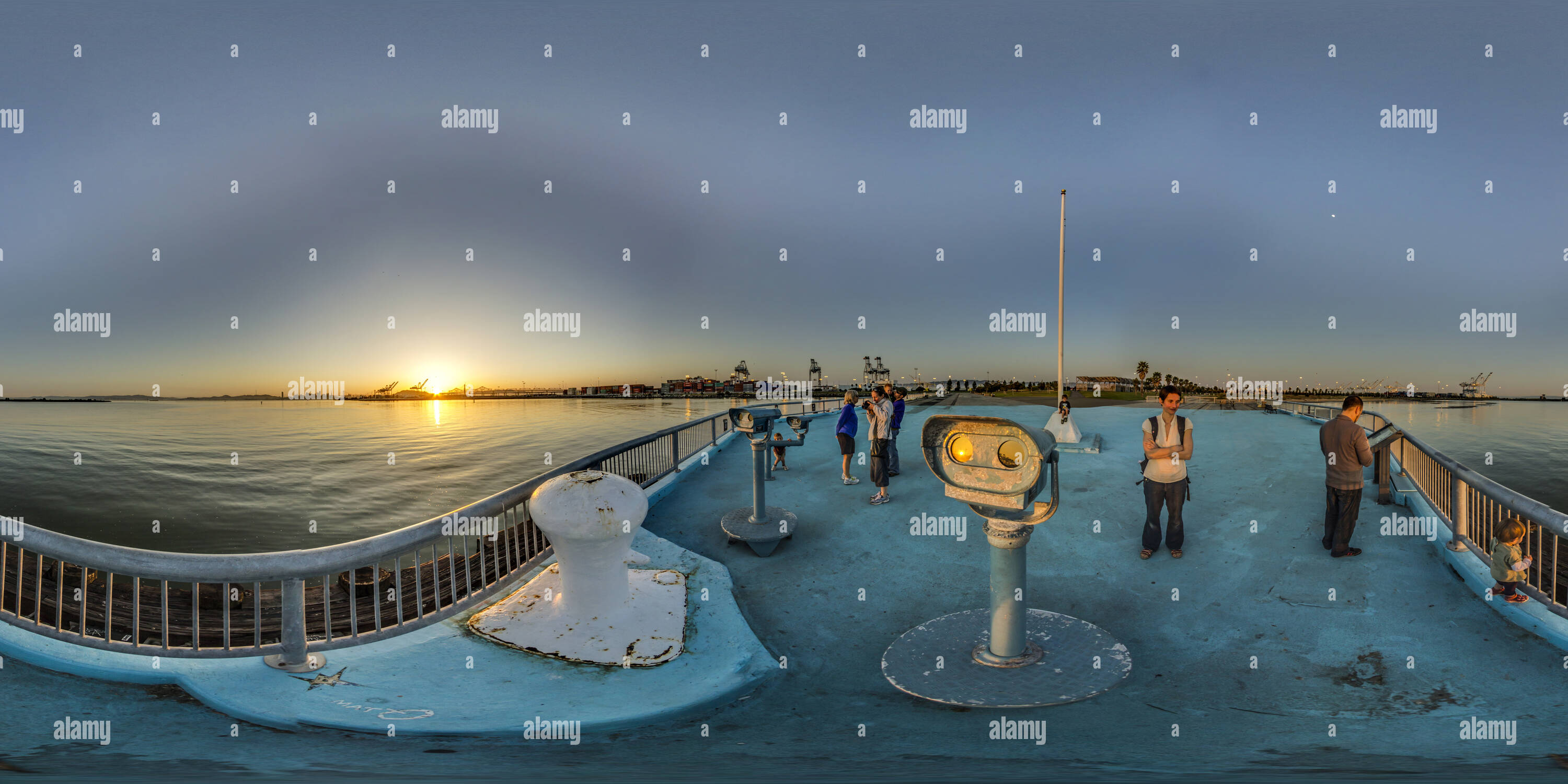 360° view of Oakland Sunset 6 - Alamy