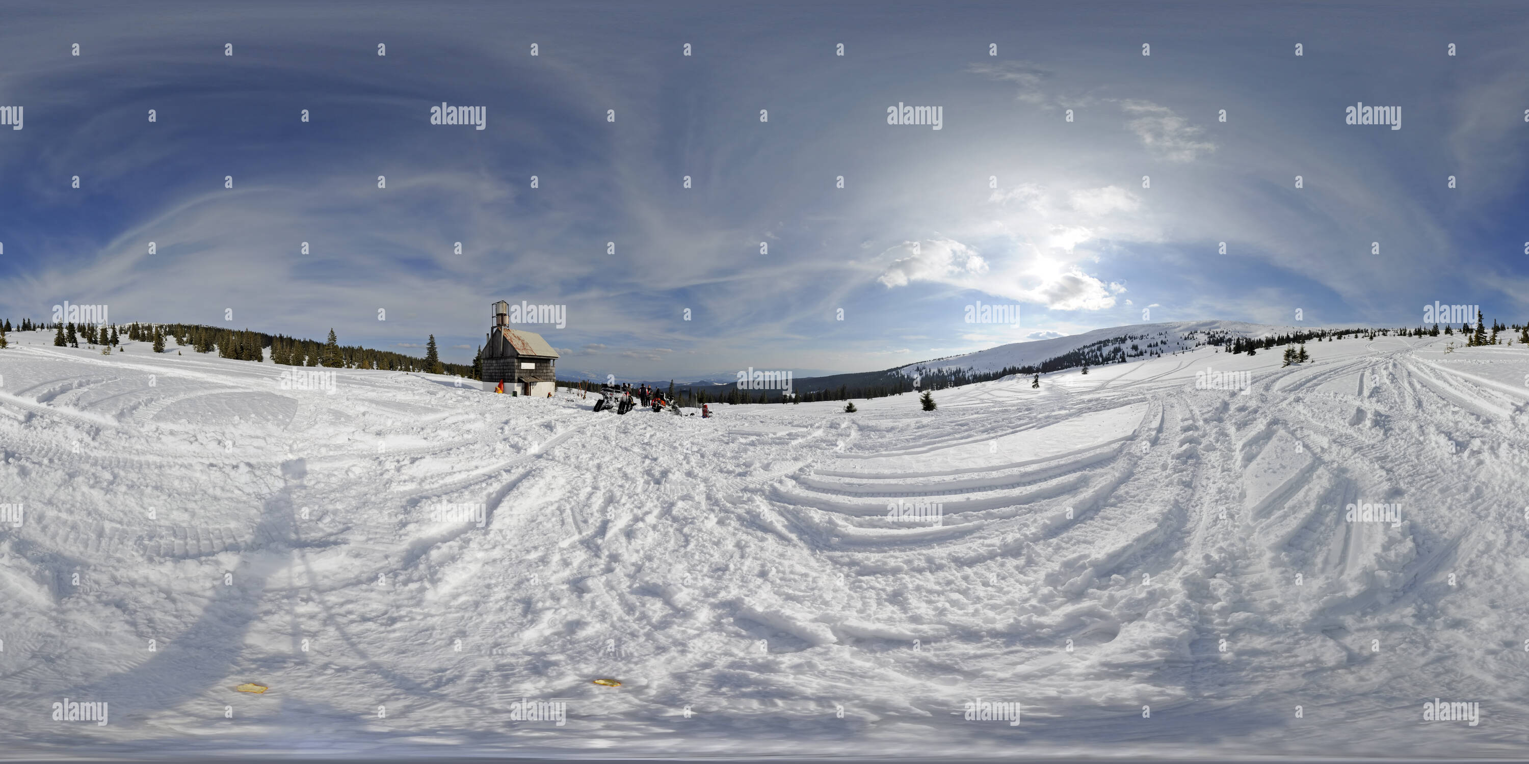 360° view of Iezer mountain shelter, Calimani Mountains, Romania - Alamy