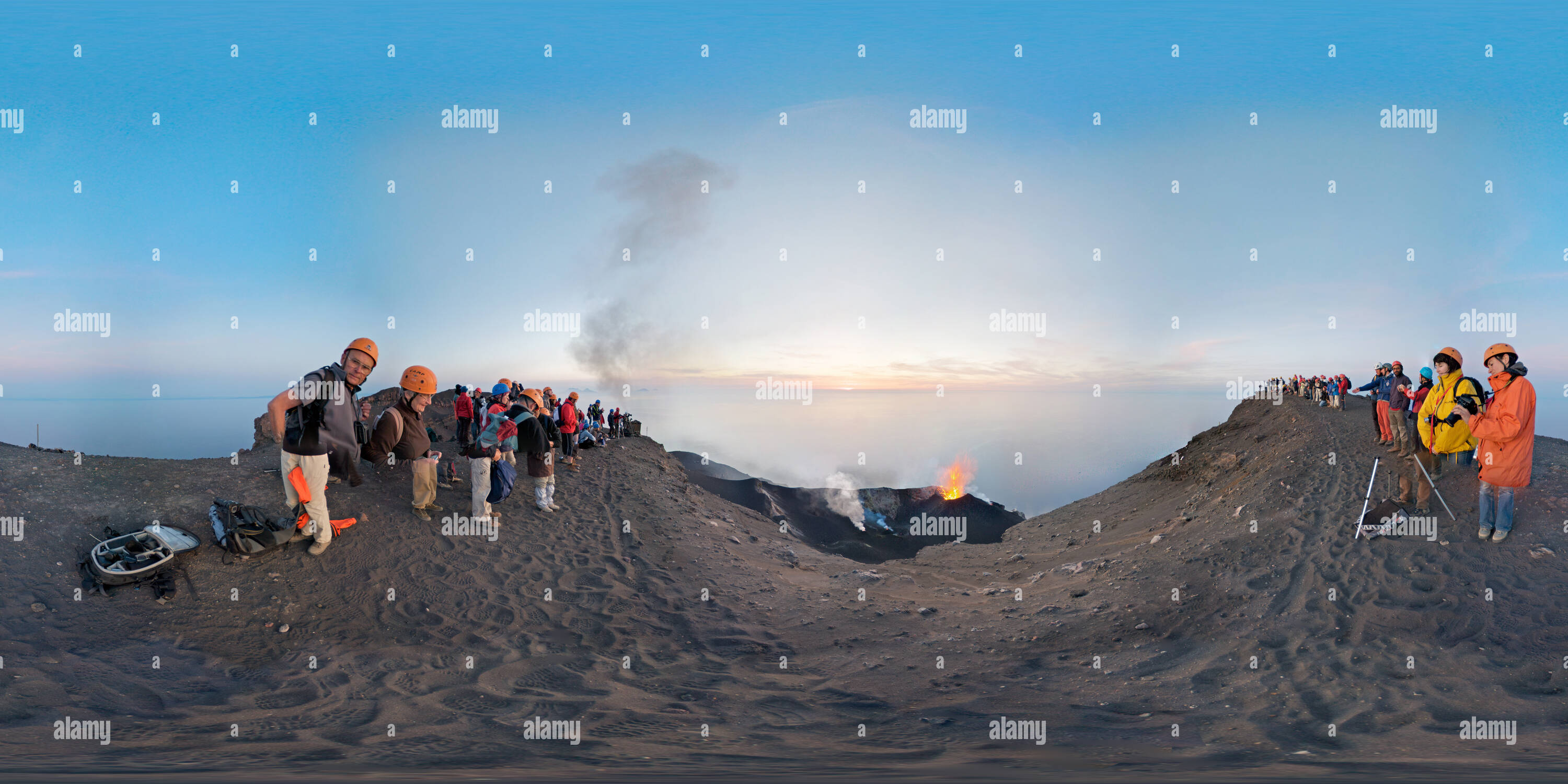 360° view of Summit of Stromboli - Alamy