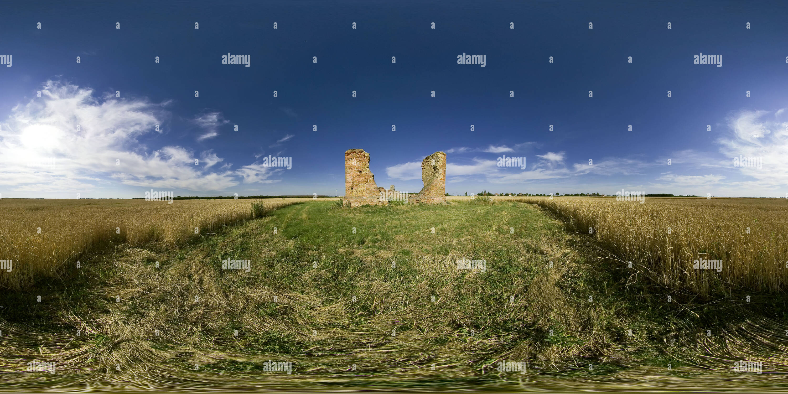 360° view of Ecser church ruin - Entrace - Alamy