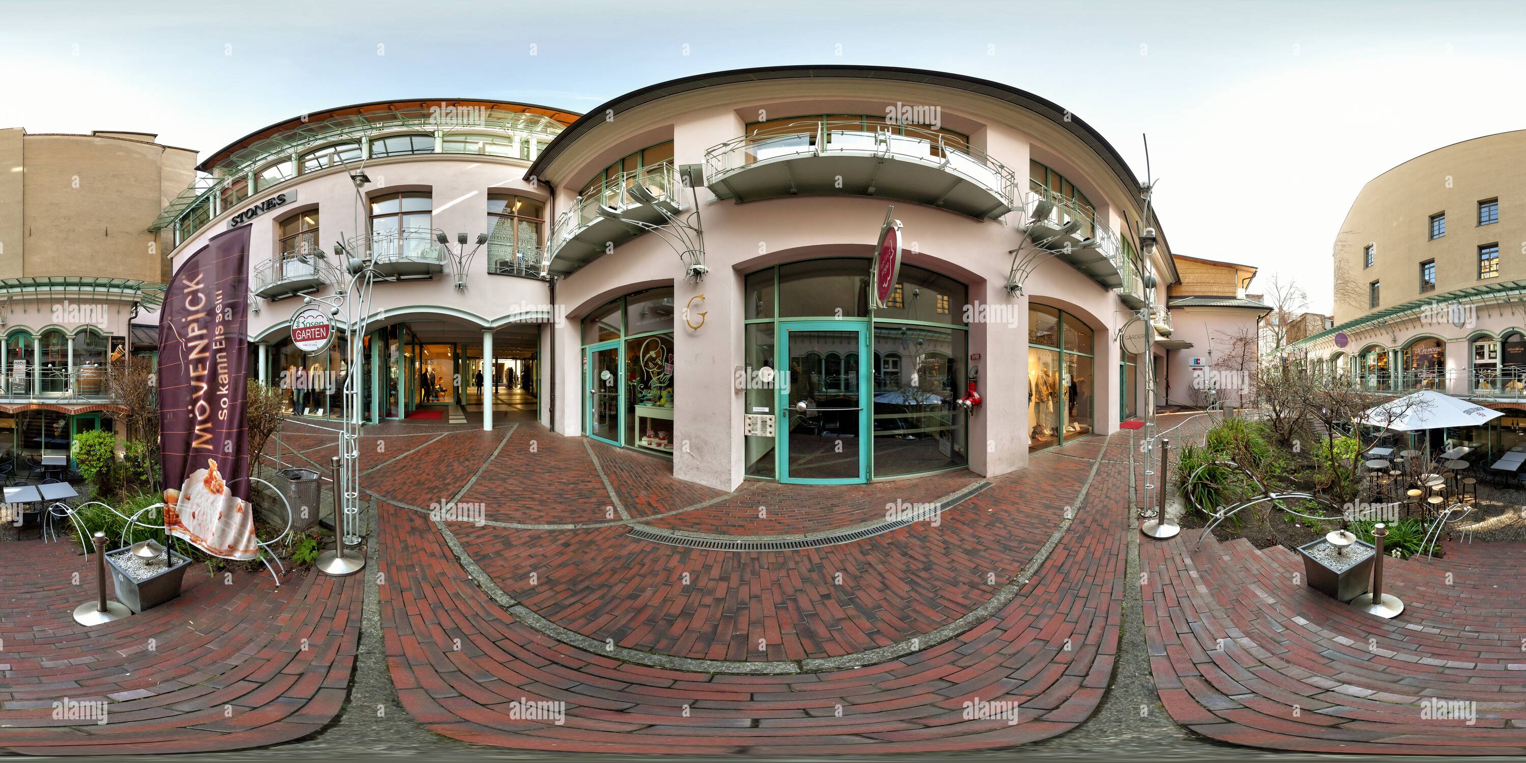 360° view of Hackesche Hoefe 4 - Alamy