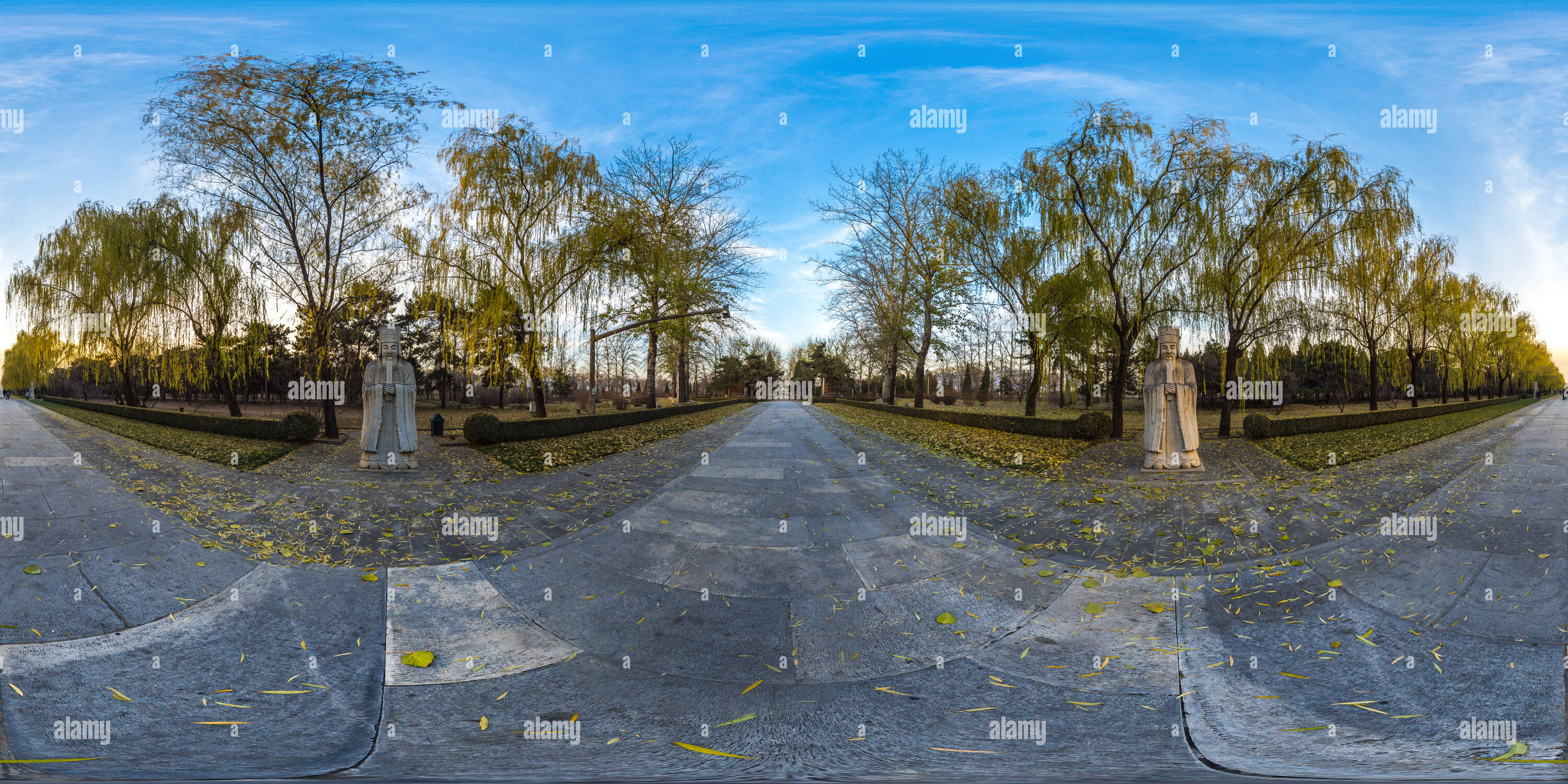 360° view of Seelenweg, Spirit Way, 神道 2 - Alamy