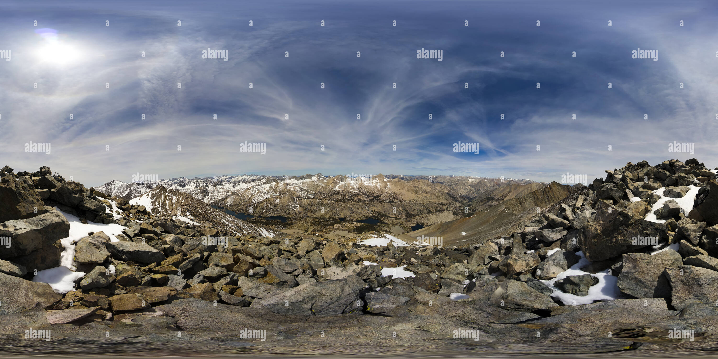 360° view of Rae Lakes valley from the ridge below Diamond Peak - Alamy