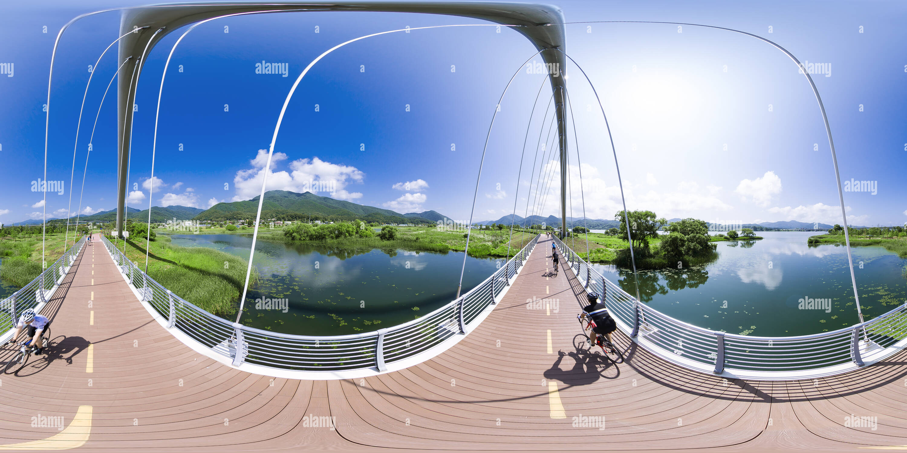 360° view of North Han River Bicycle Path water garden 2 - Alamy