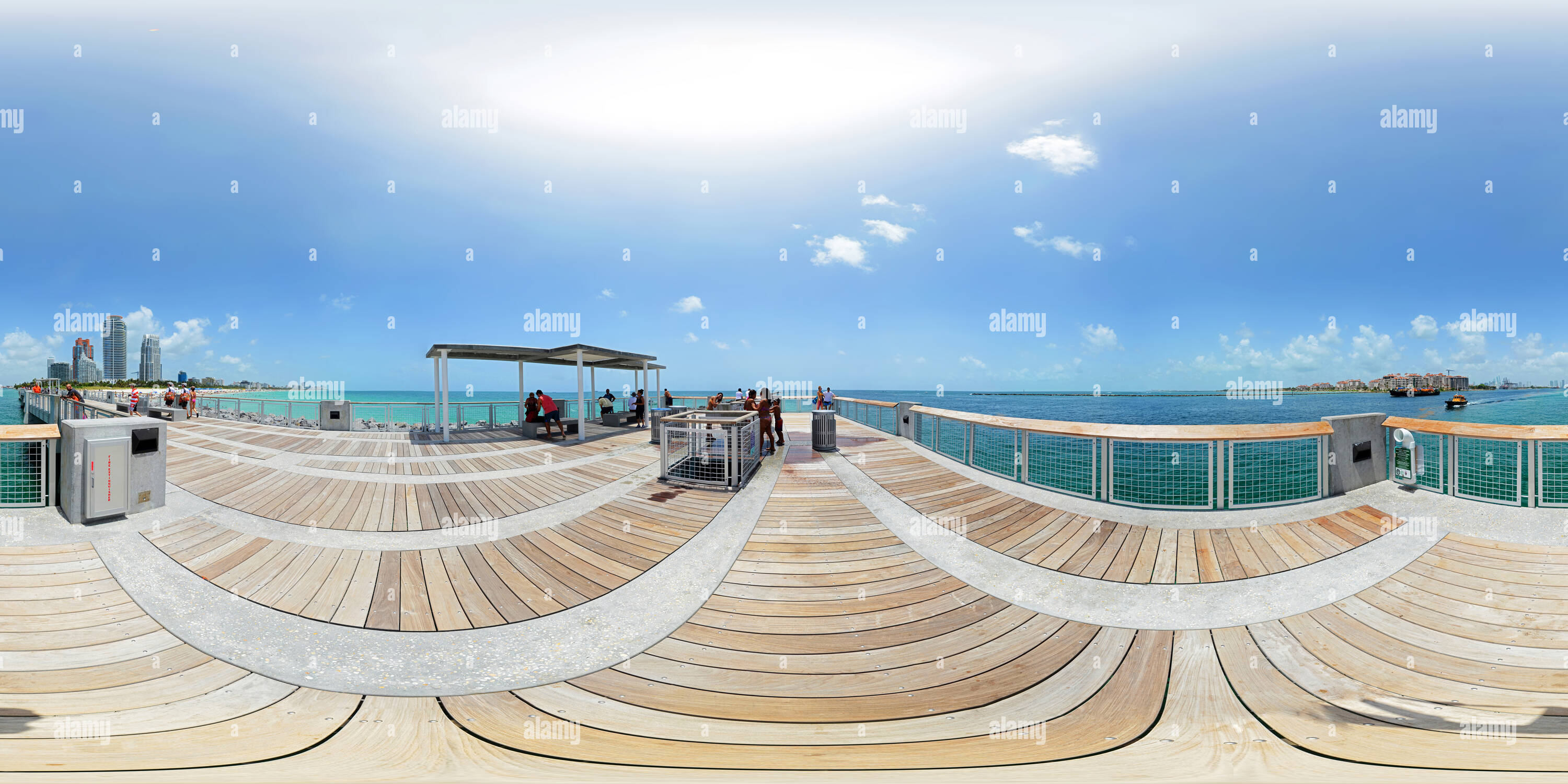 360° view of South Pointe Park Pier, Miami Beach - Alamy