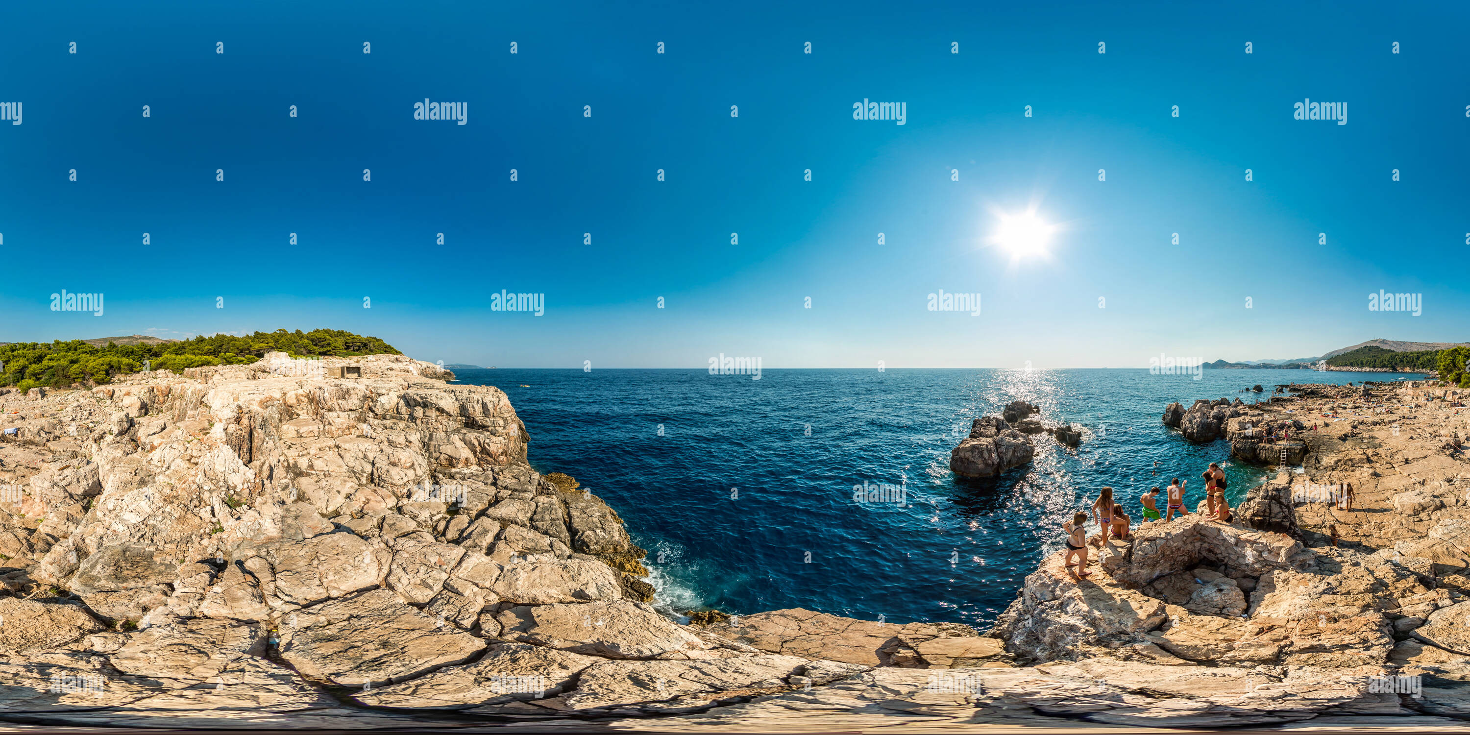 360° view of Cliff jumping at Lokrum - Alamy