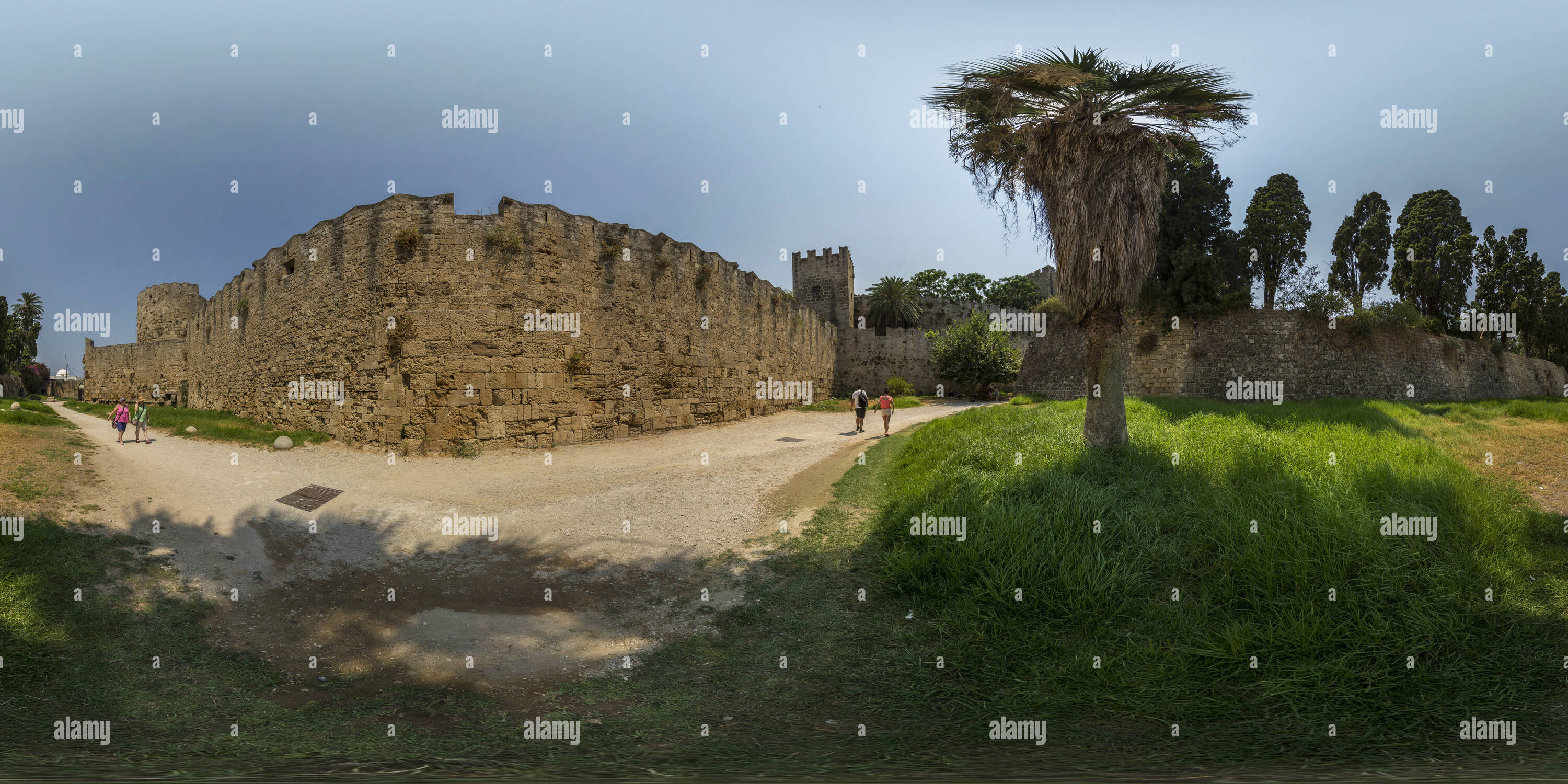 Rhodes moat hi-res stock photography and images - Alamy