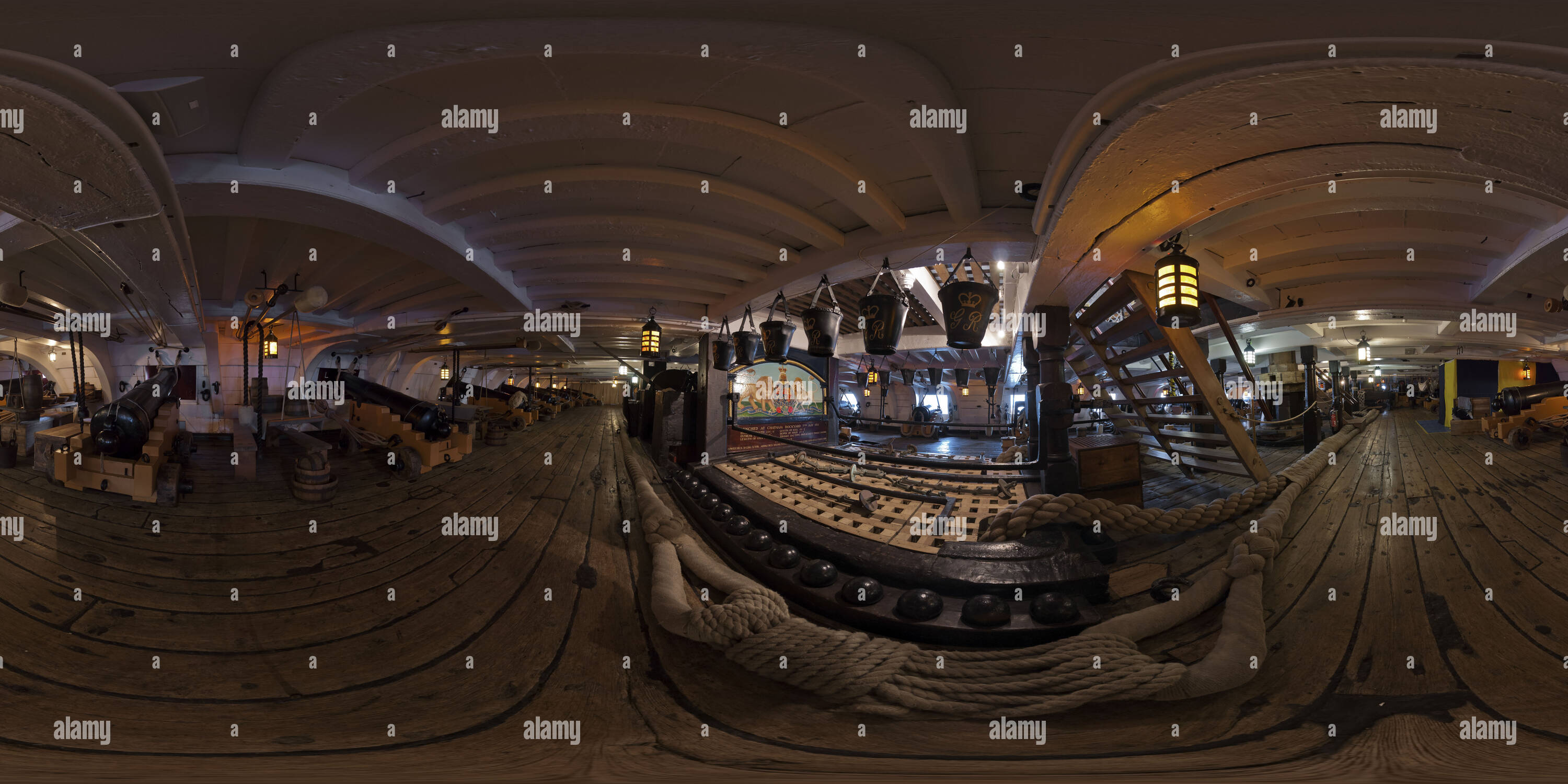 360° view of Lower Gun Deck, HMS Victory, Portsmouth - Alamy