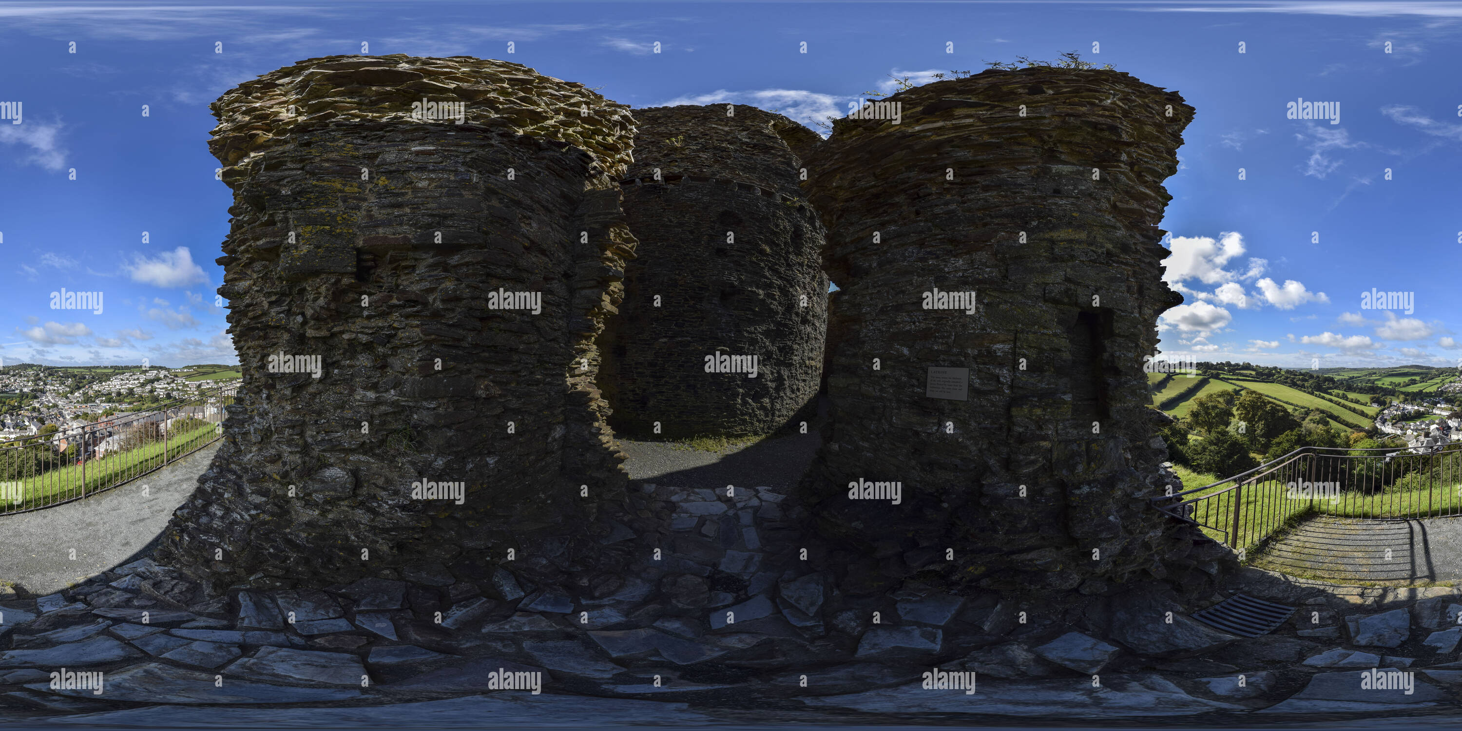 Latrine medieval hi-res stock photography and images - Alamy