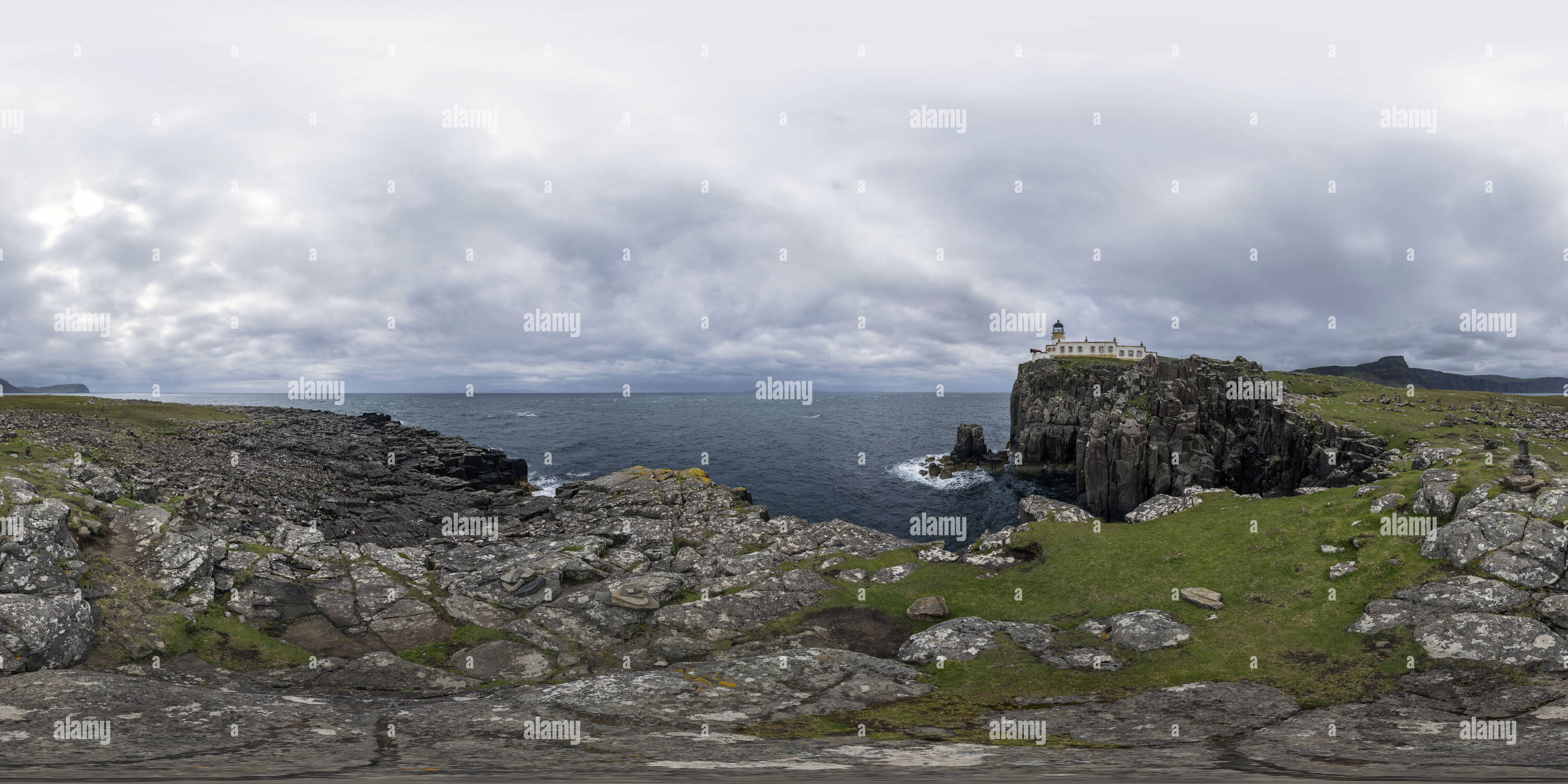 360° view of Neist Point, Skye - Alamy