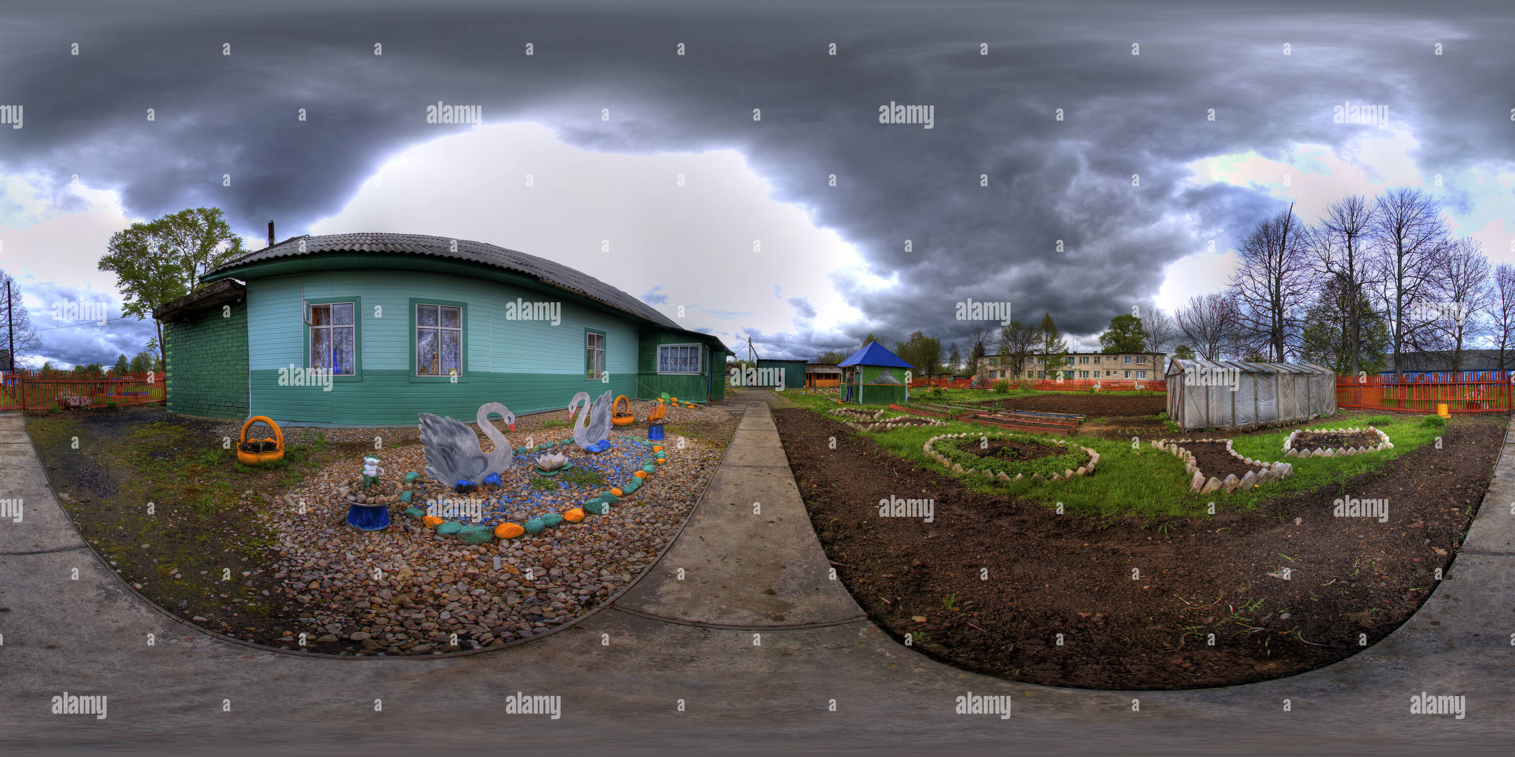 360° view of house in the village - Alamy