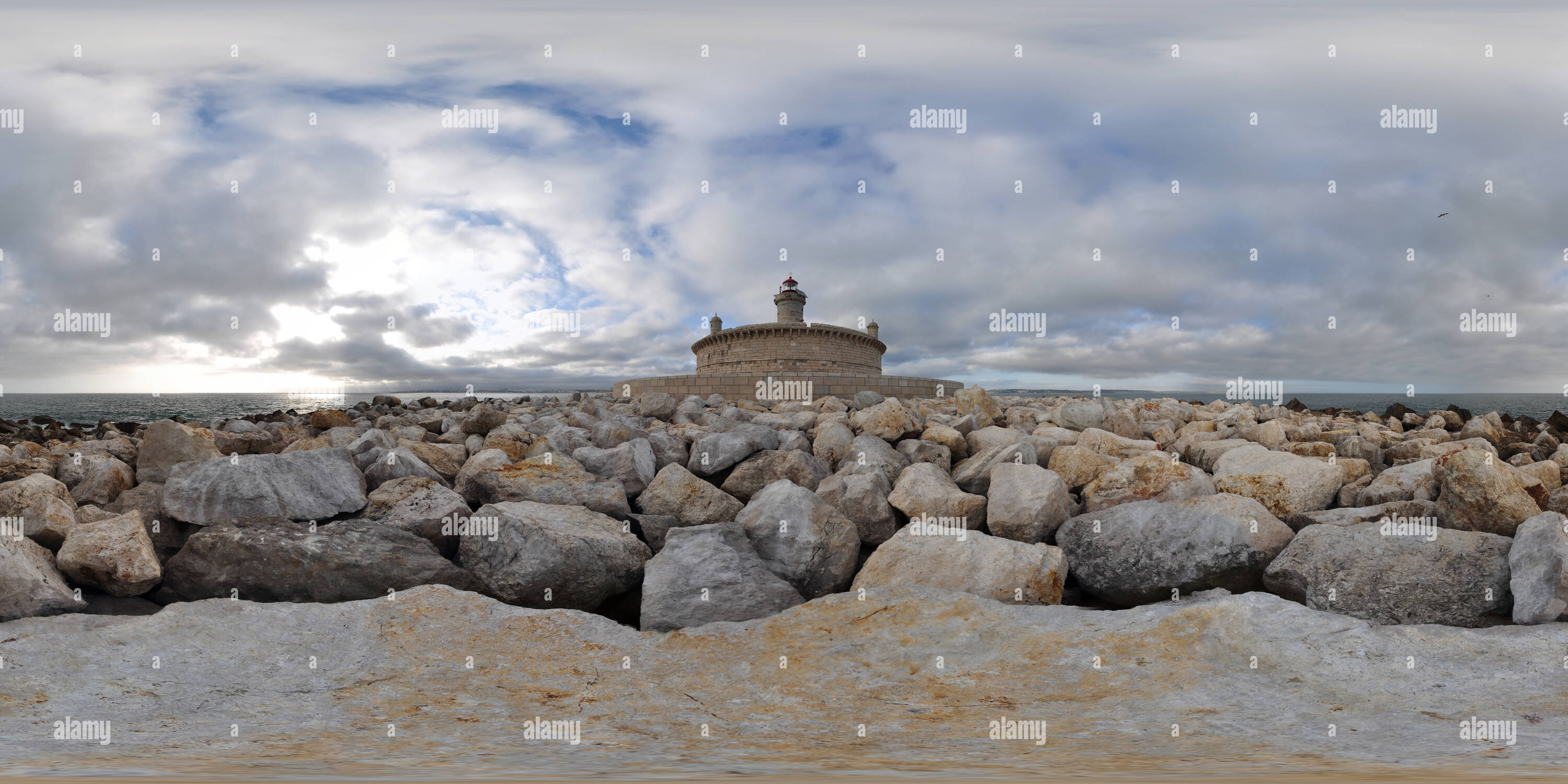 Bugio lighthouse hi-res stock photography and images - Alamy