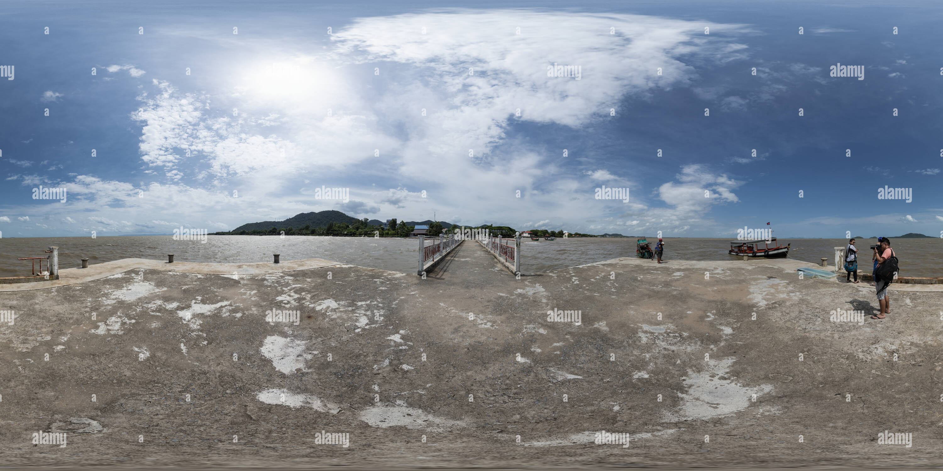 360° view of Koh Tonsay Boat Terminal, Cambodia - Alamy