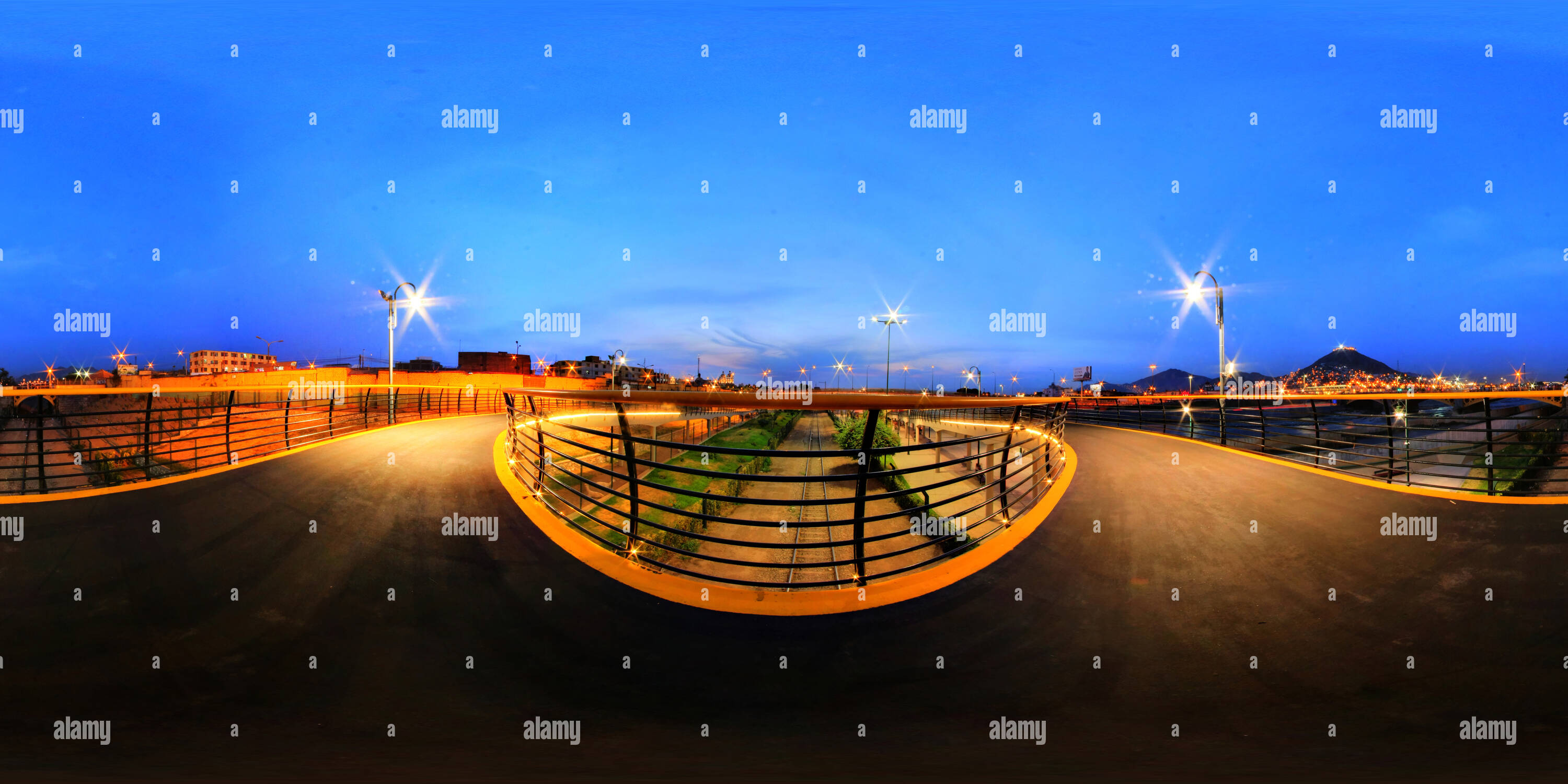 360° view of Park of the wall - Alamy