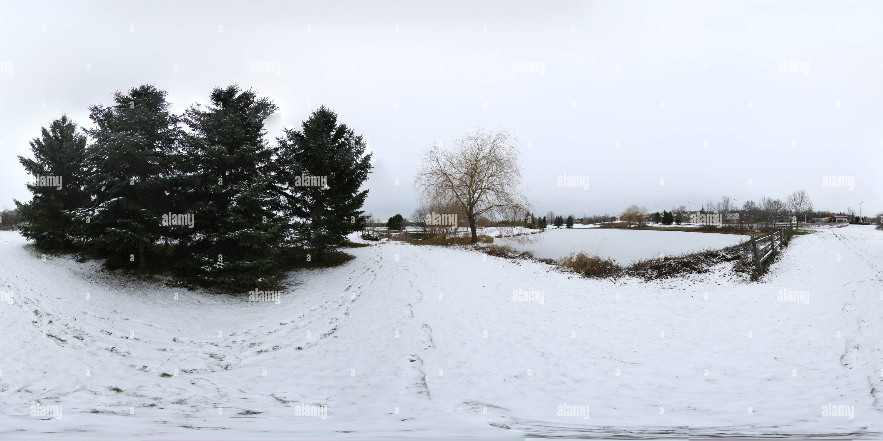 360° view of Walter Baker Park Pond - Alamy
