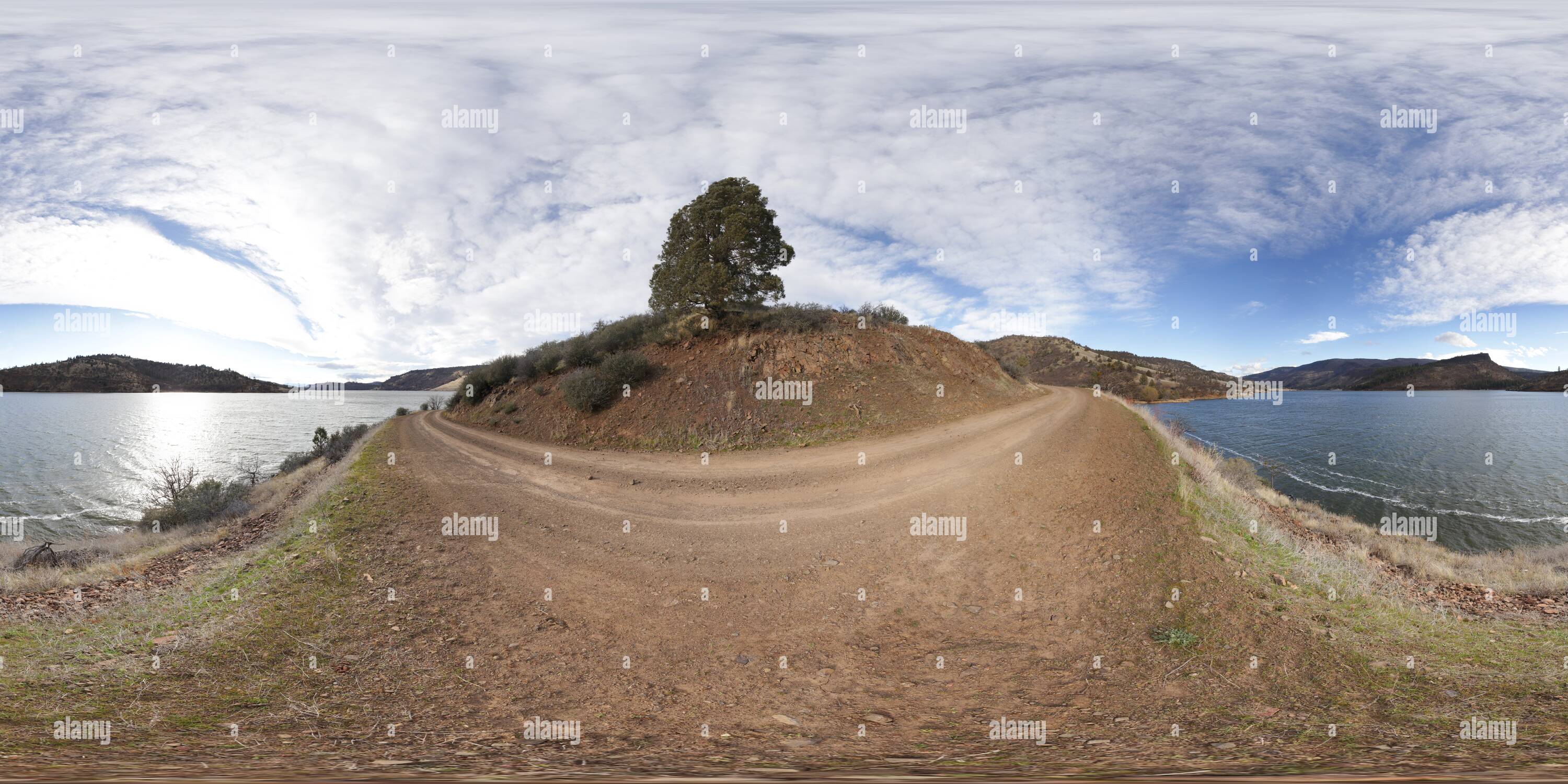 360° view of Copco Reservoir [2] - Alamy