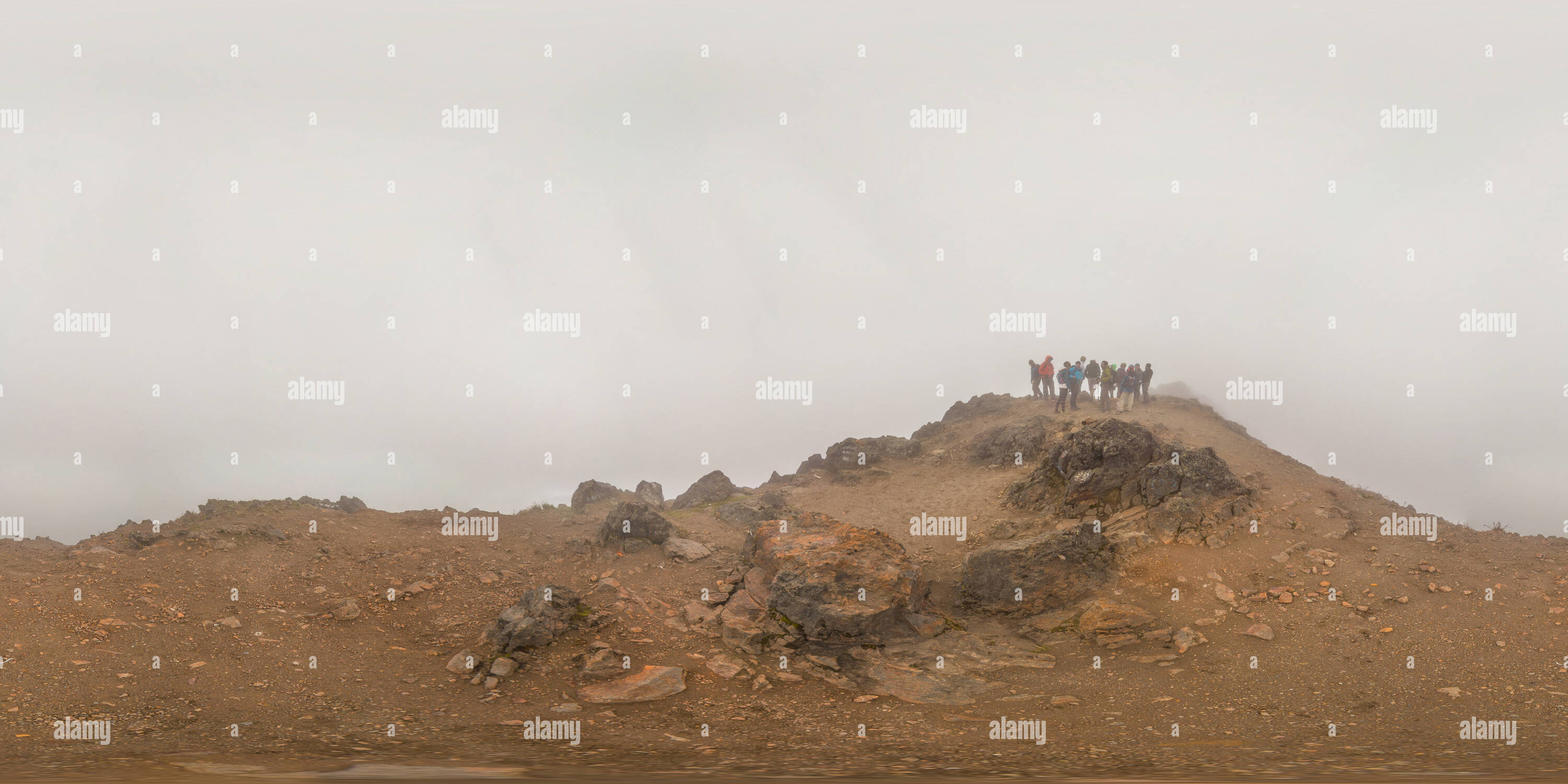 360° view of ECUADOR - Rucu Pichincha Volcano Summit 1 - Alamy