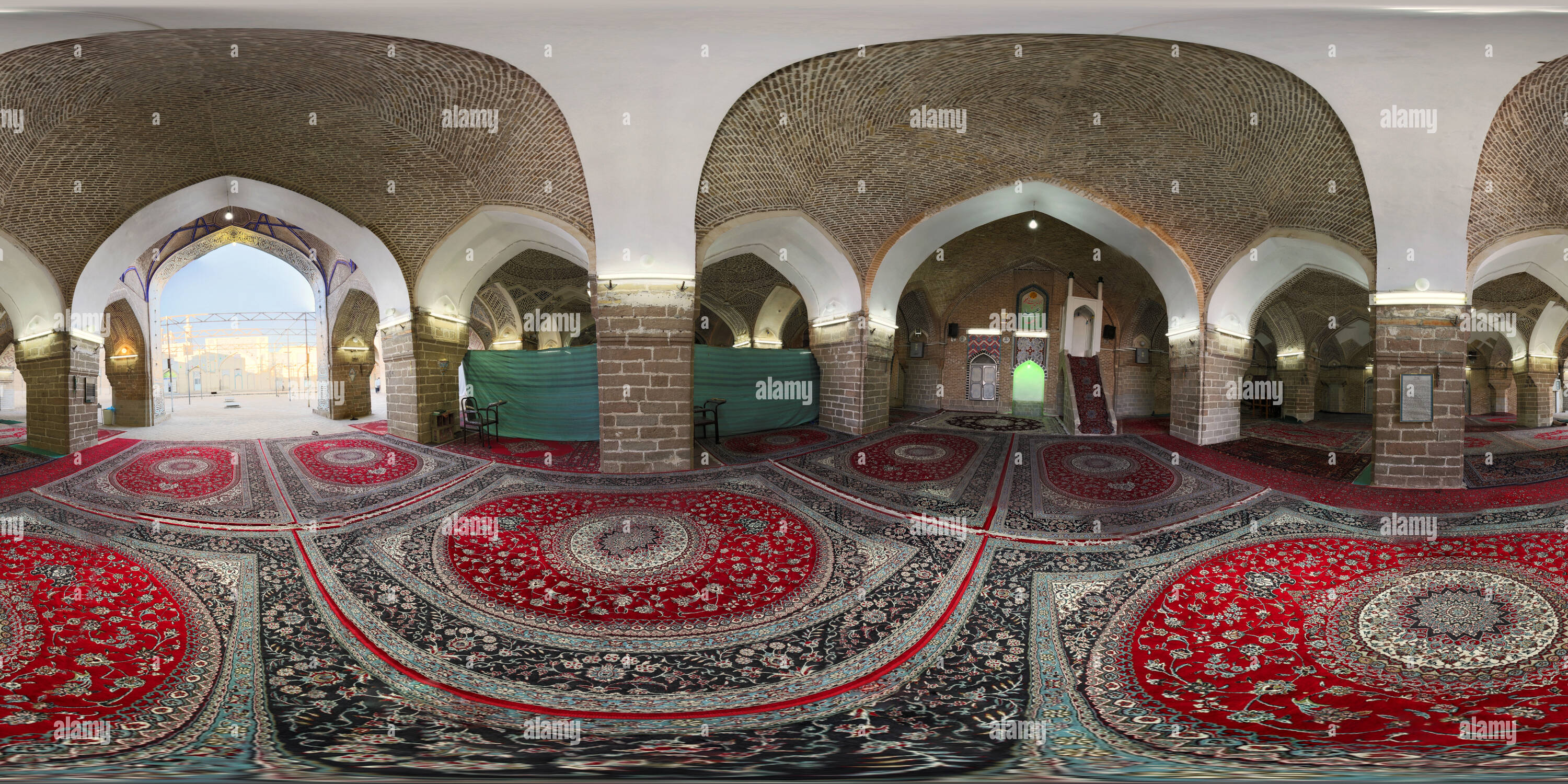 360° view of The Jame' Mosque of Dezful - Alamy