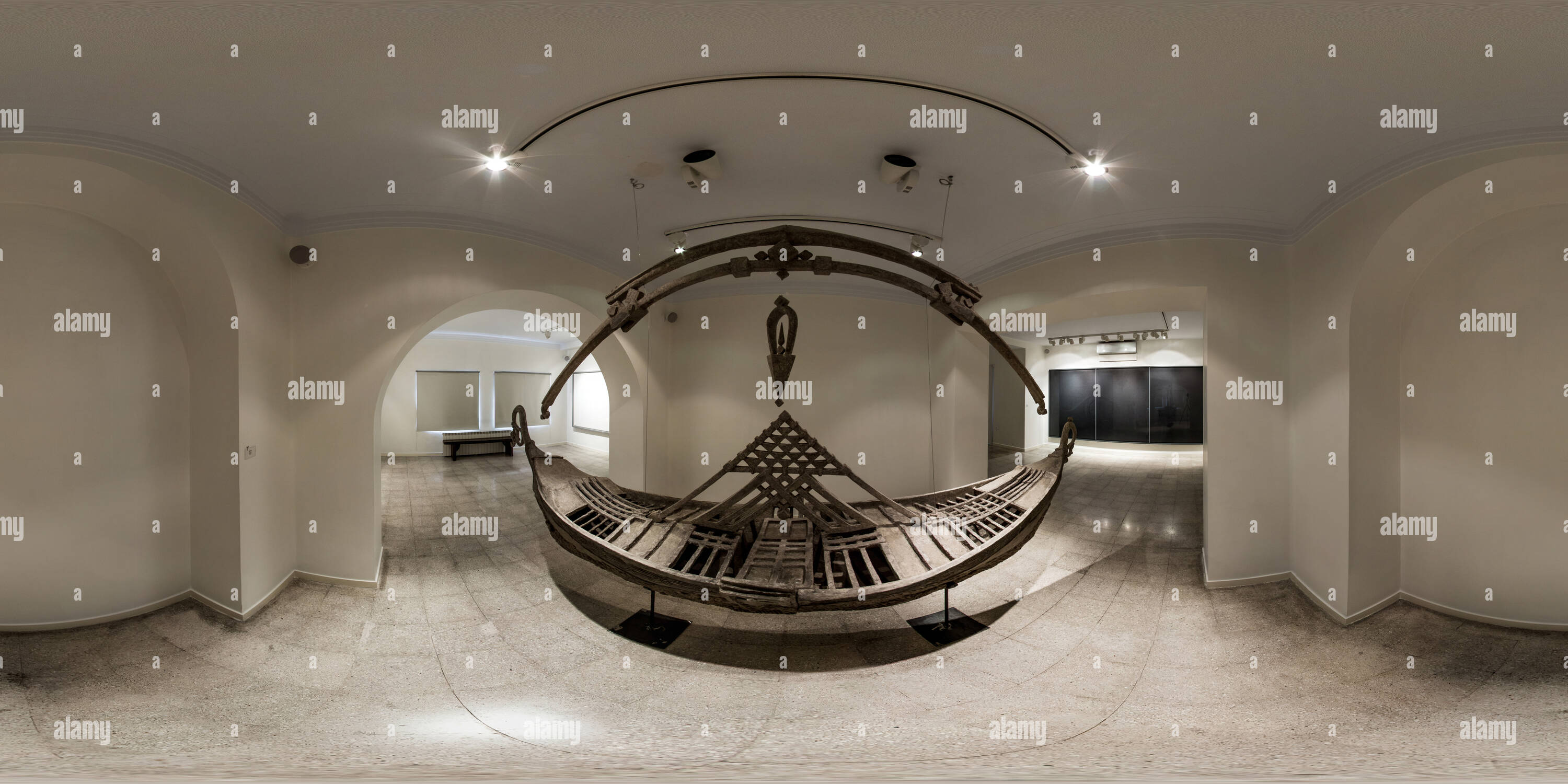 360° view of Assar Art Gallery Oct 2018 Reza Lavasani Curtain 03 - Alamy