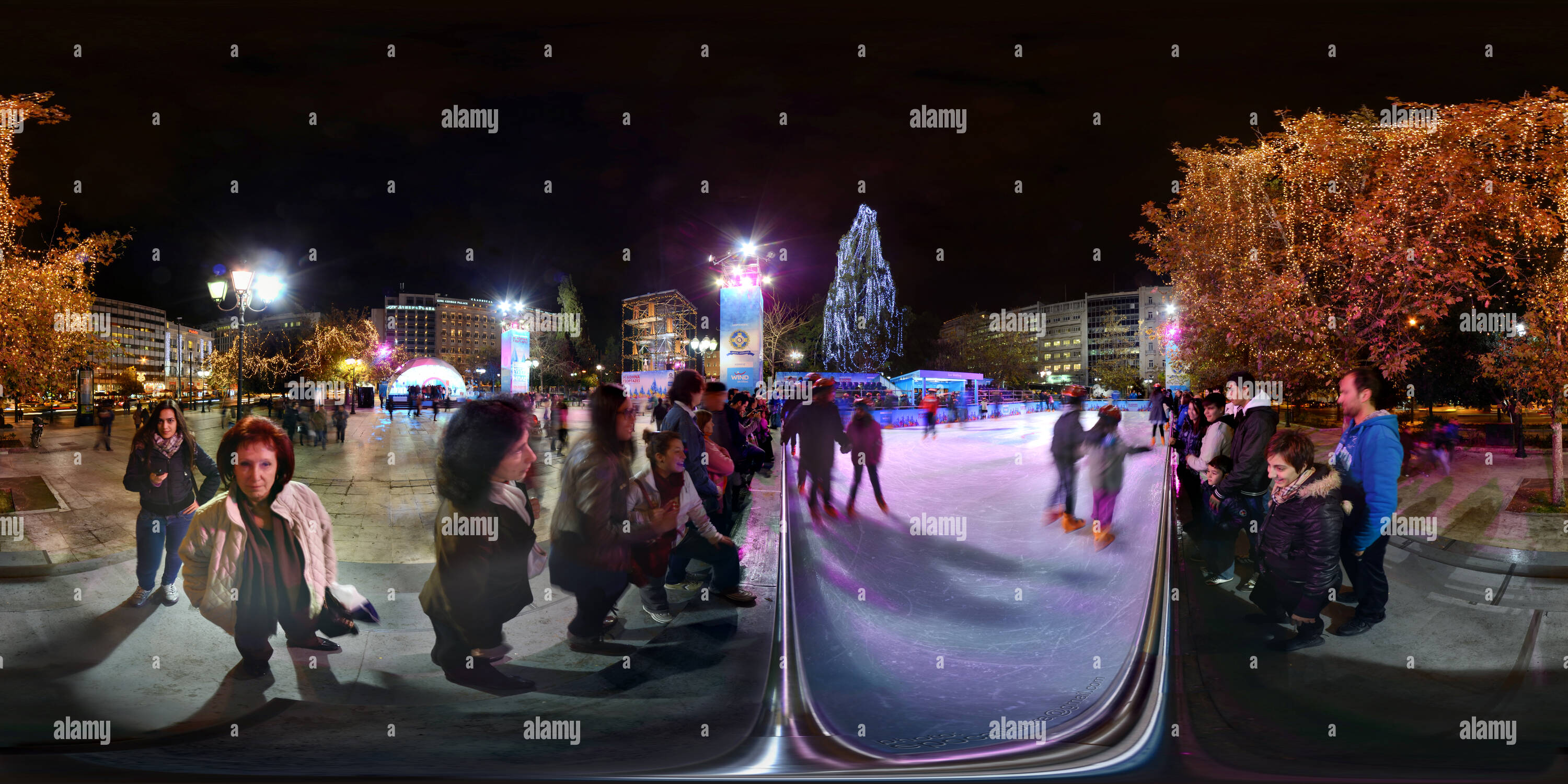 360° view of The ice rink under the Christmas tree in Athens - Alamy