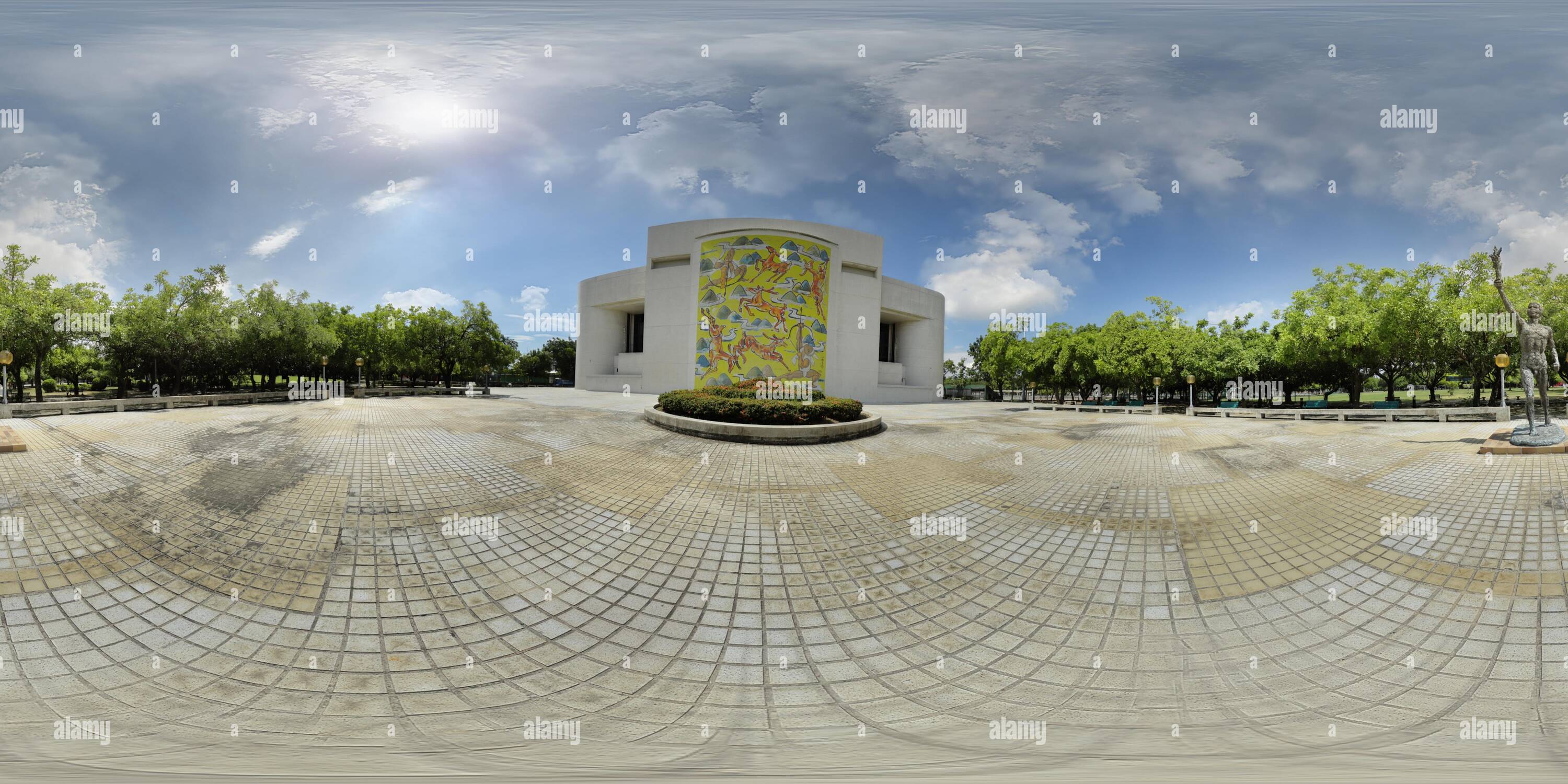 360° view of The tile mural and the statue - Alamy
