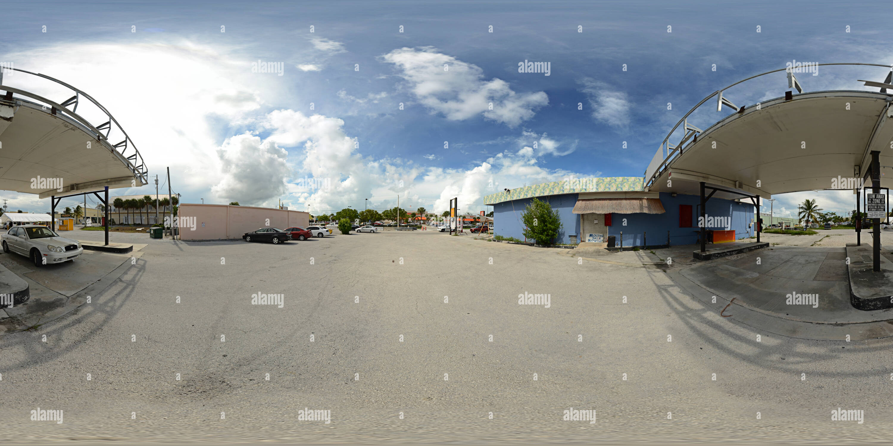 360° view of Abandoned Gas Station Key West - Alamy
