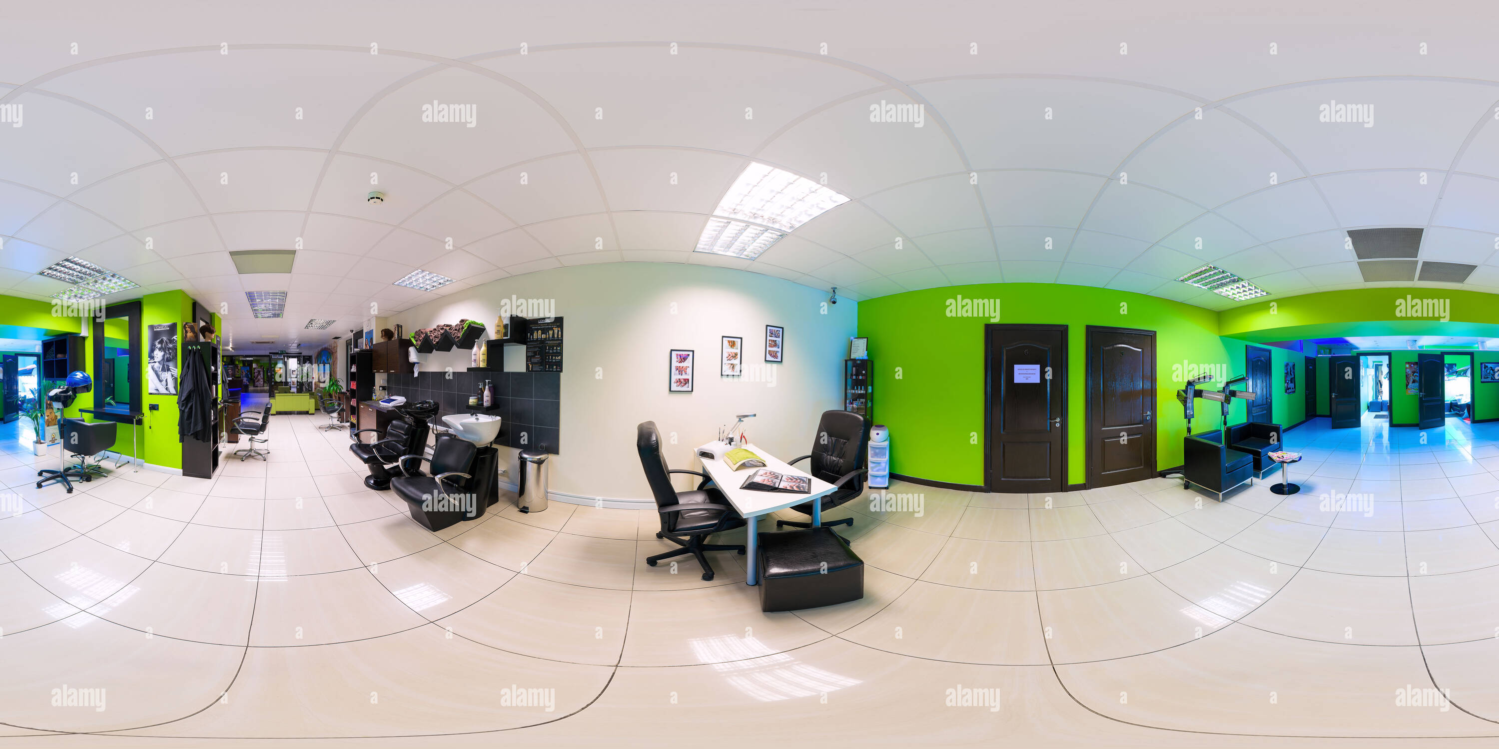 360° view of Beauty Salon - Tallasun #2 - Alamy
