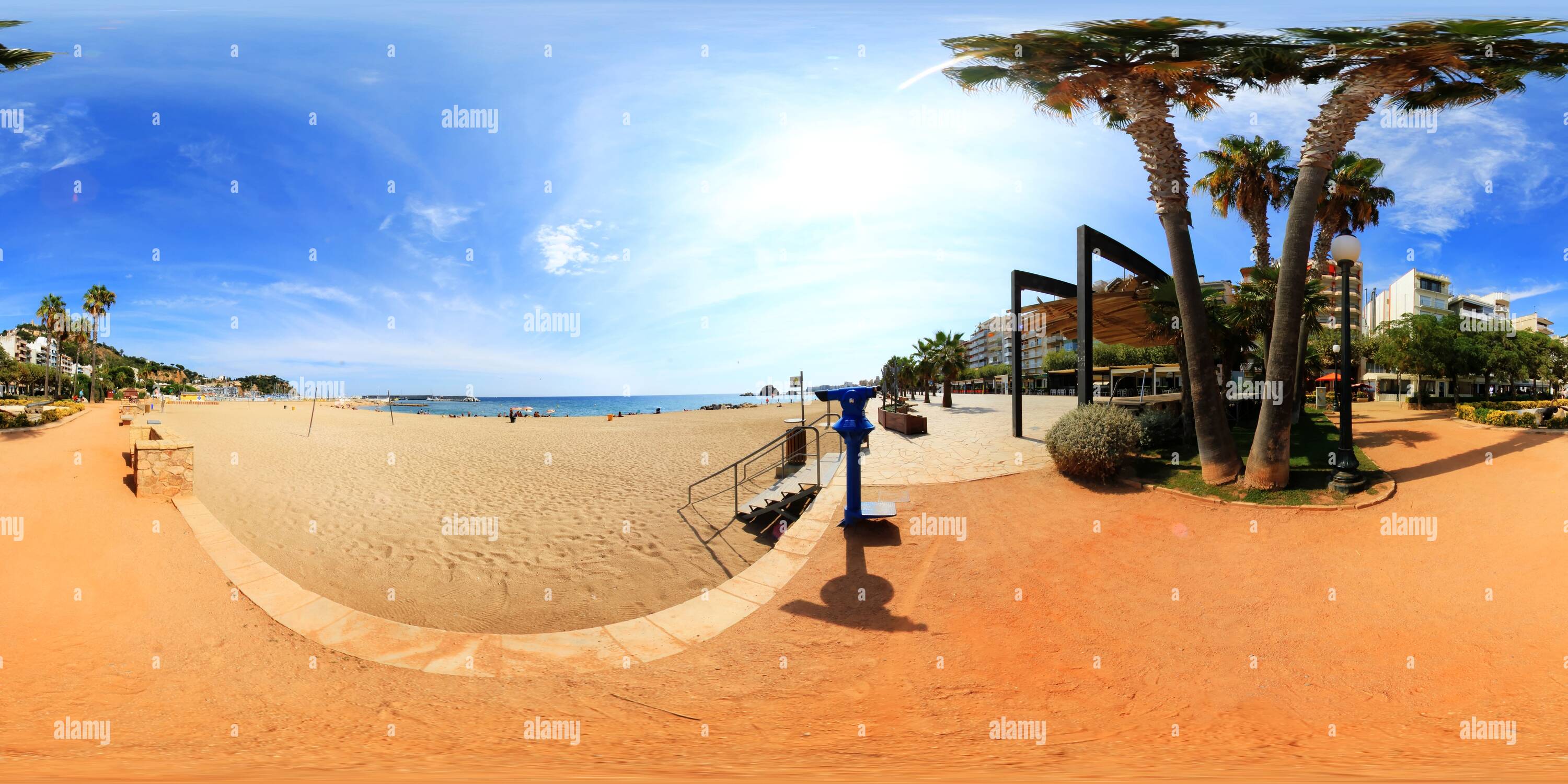 360° view of On the beach - Alamy