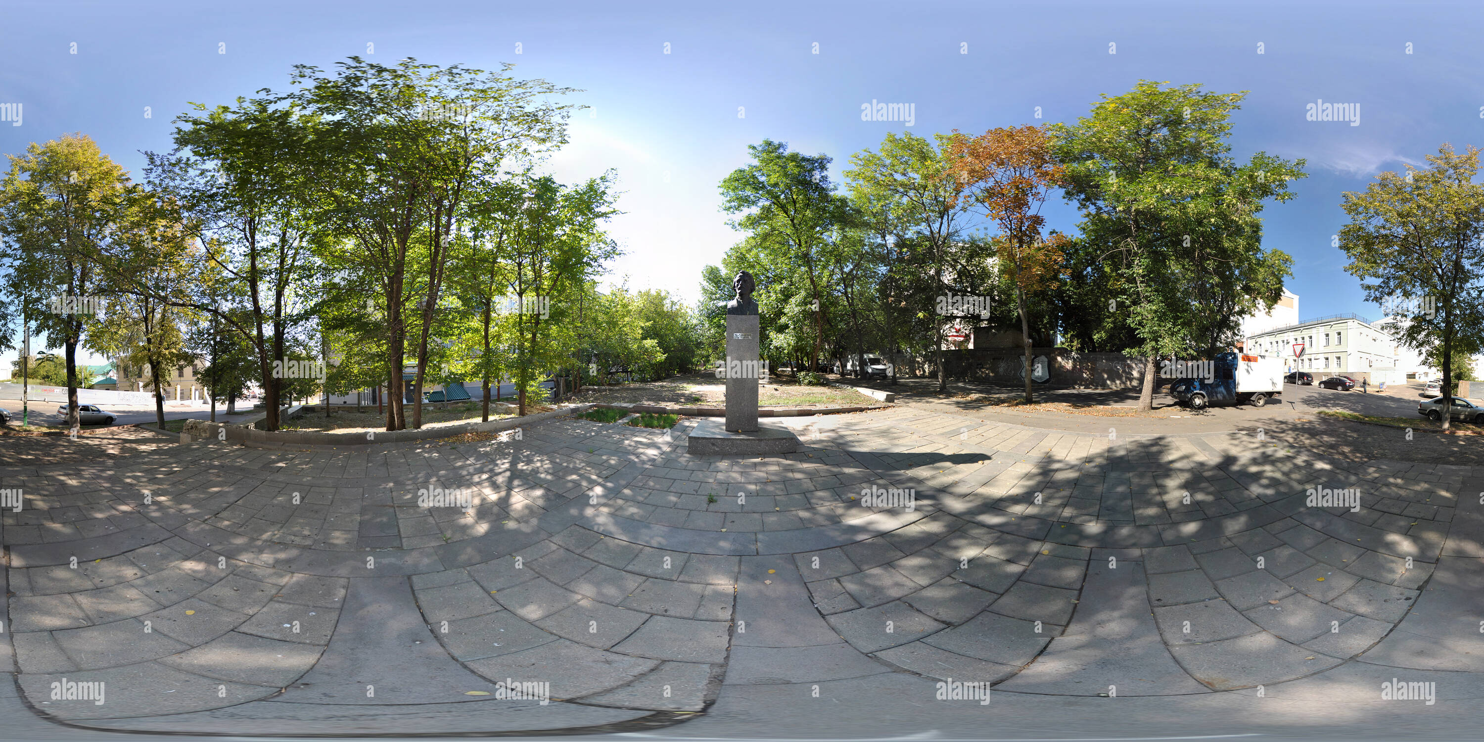 360° view of Bust of Vissarion Belinsky on ulitsa Karla Marksa (Karl ...