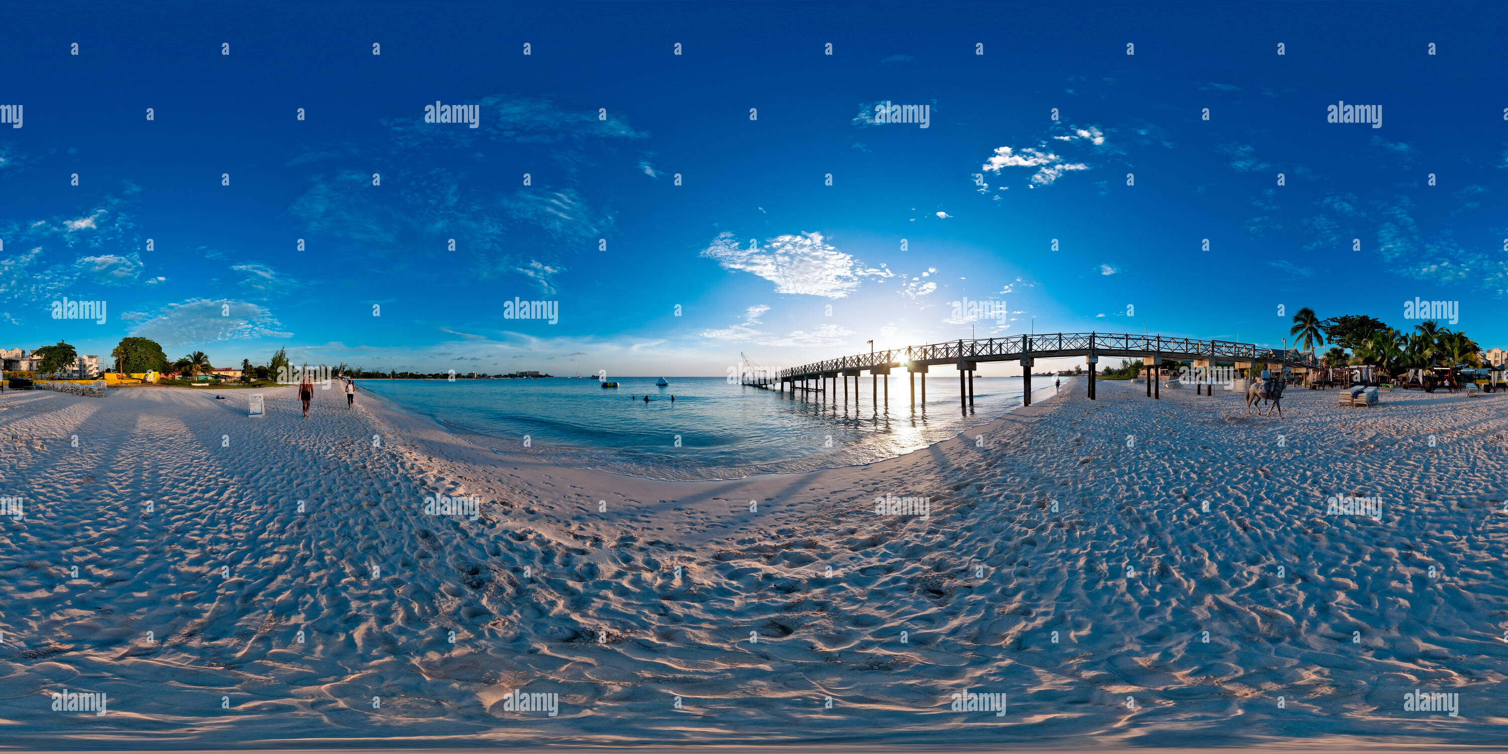 360° view of Boat Yard beach sunset - Alamy