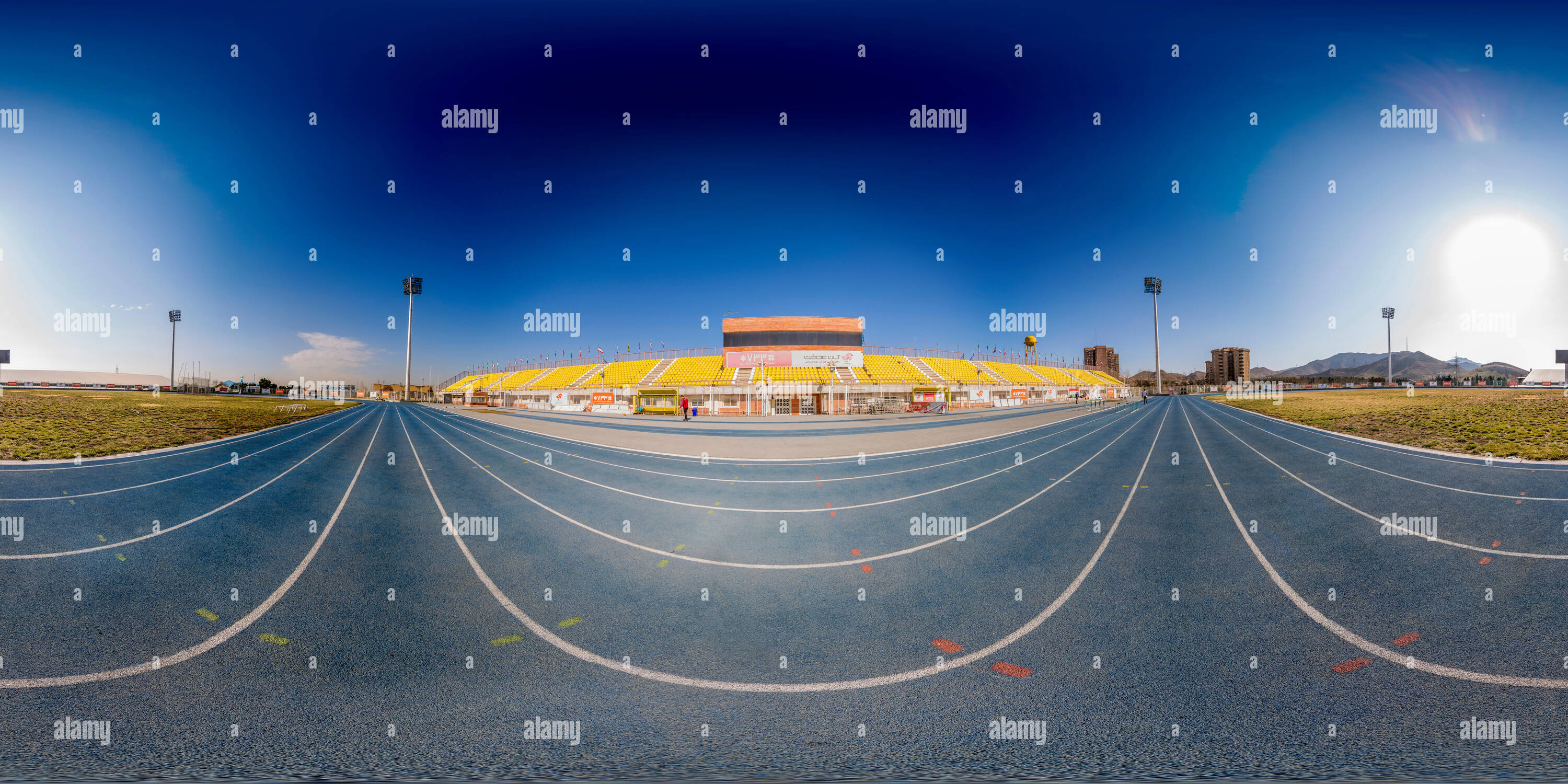 Panoramic 360 hi-res stock photography and images - Alamy