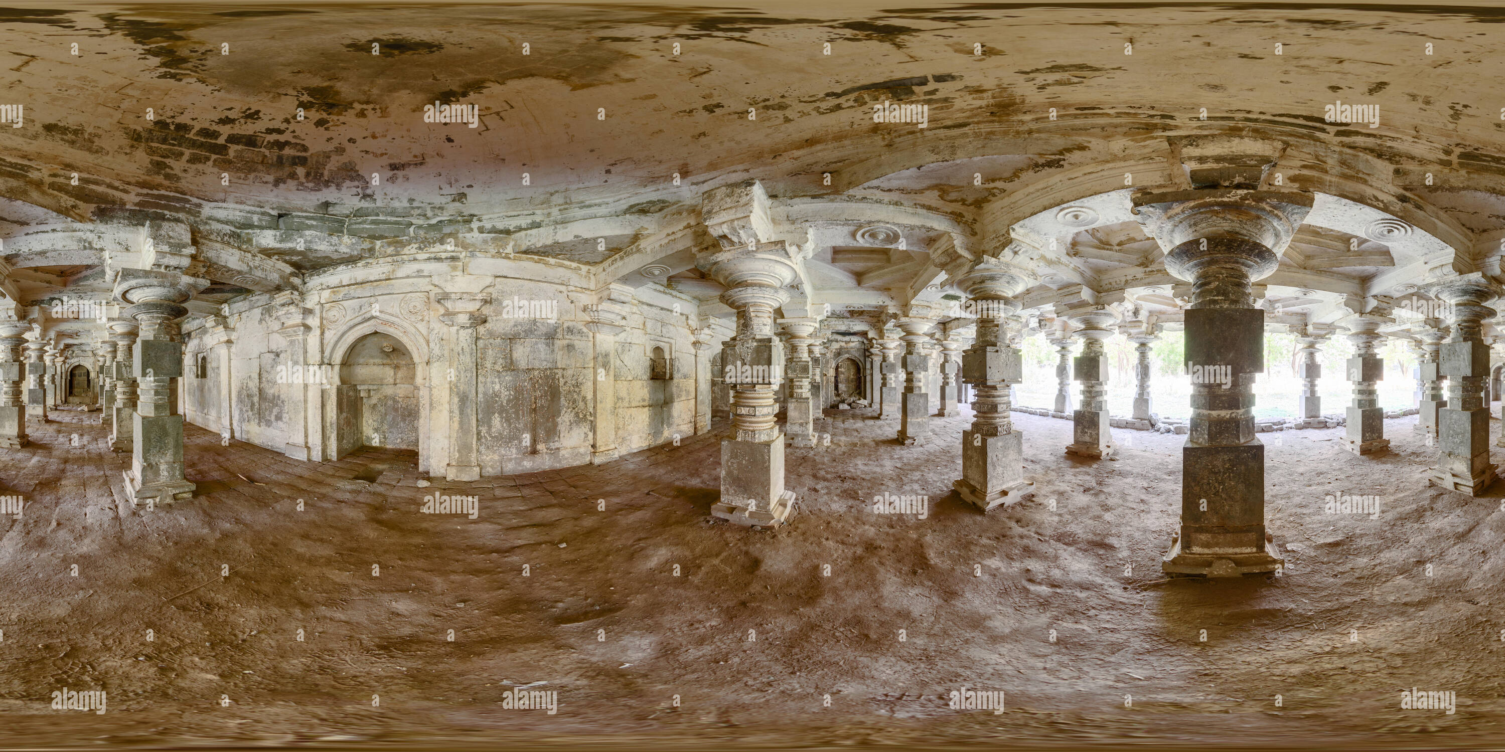 360° view of Inside an unknown temple in India - Alamy