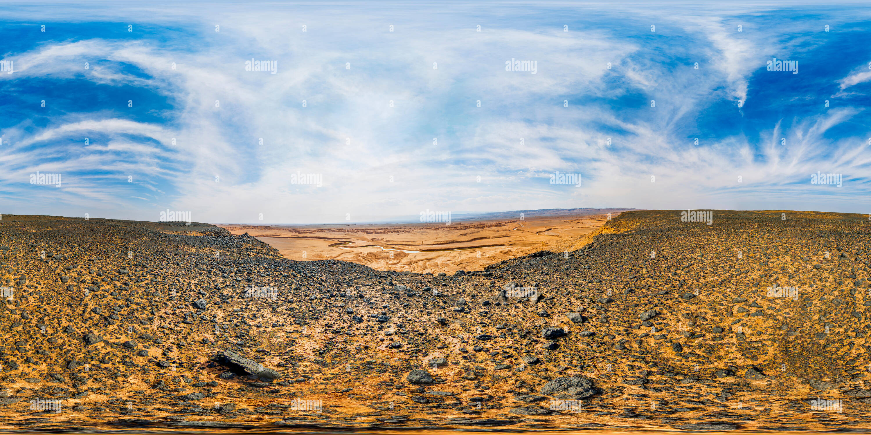 Panorama of lut desert hi-res stock photography and images - Alamy