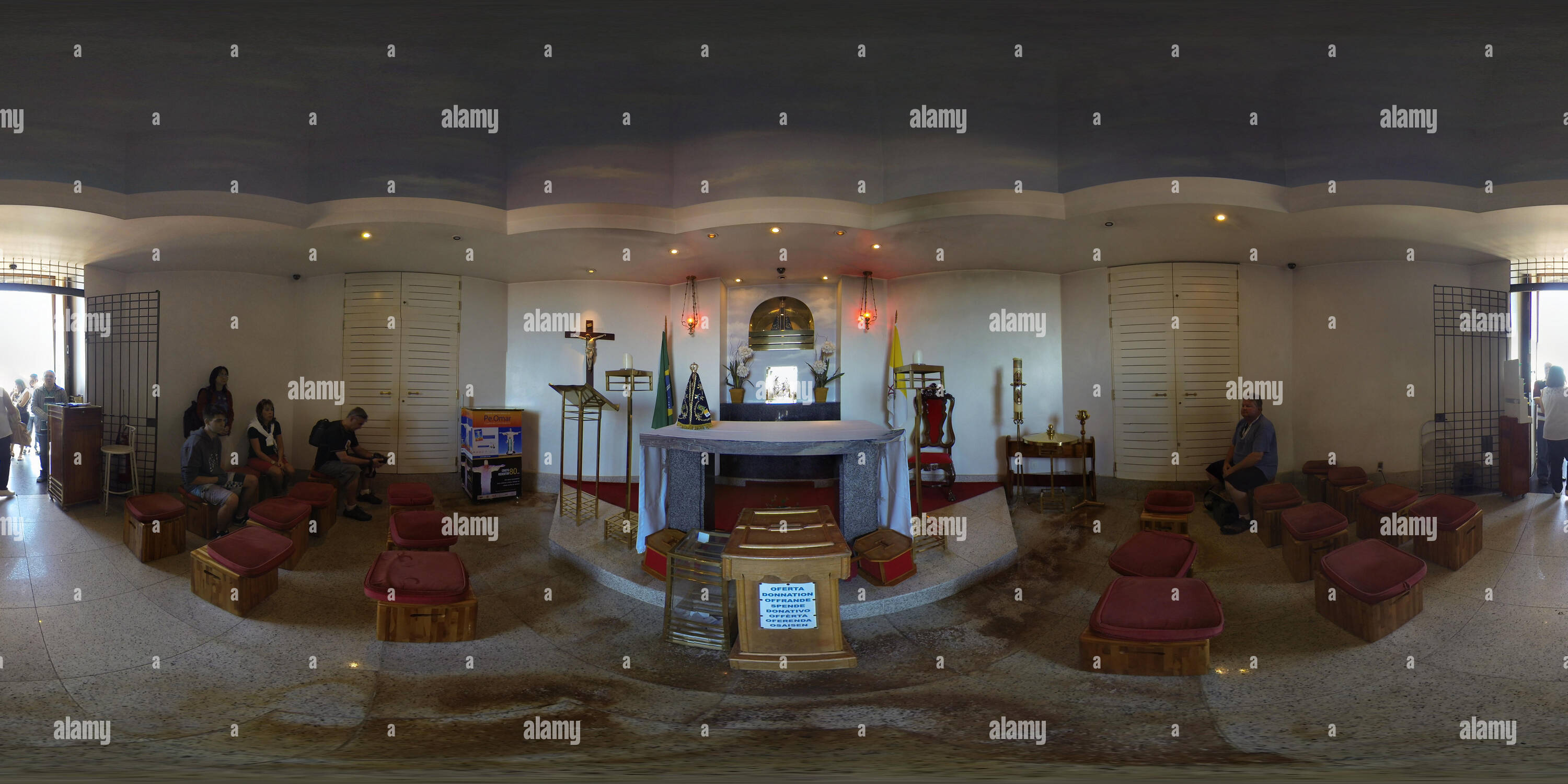 360° view of Church under Christ the Redeemer Monument in Rio De ...
