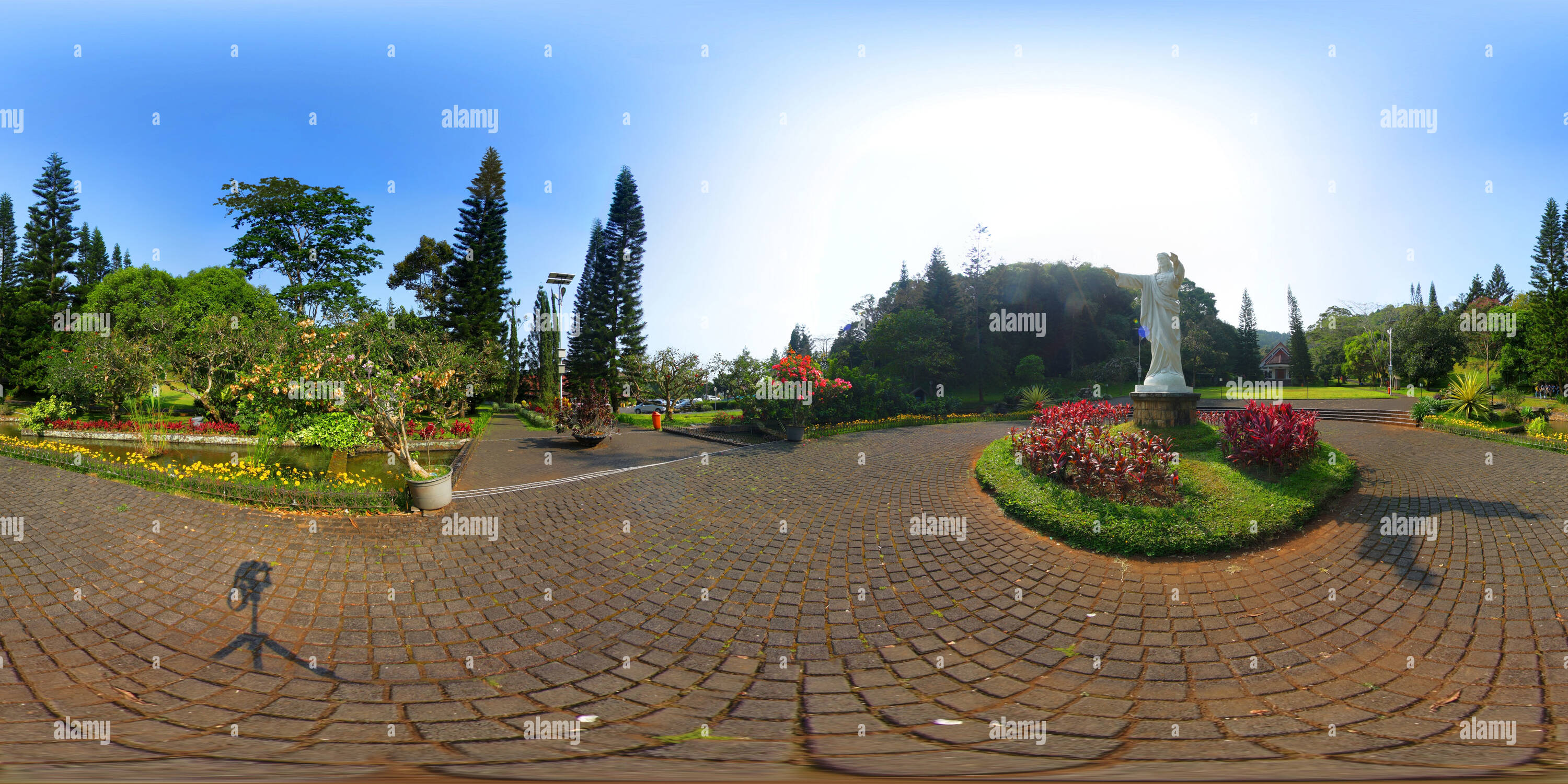 360° view of Jesus Statue Carmel Valley Cikanyere - Alamy