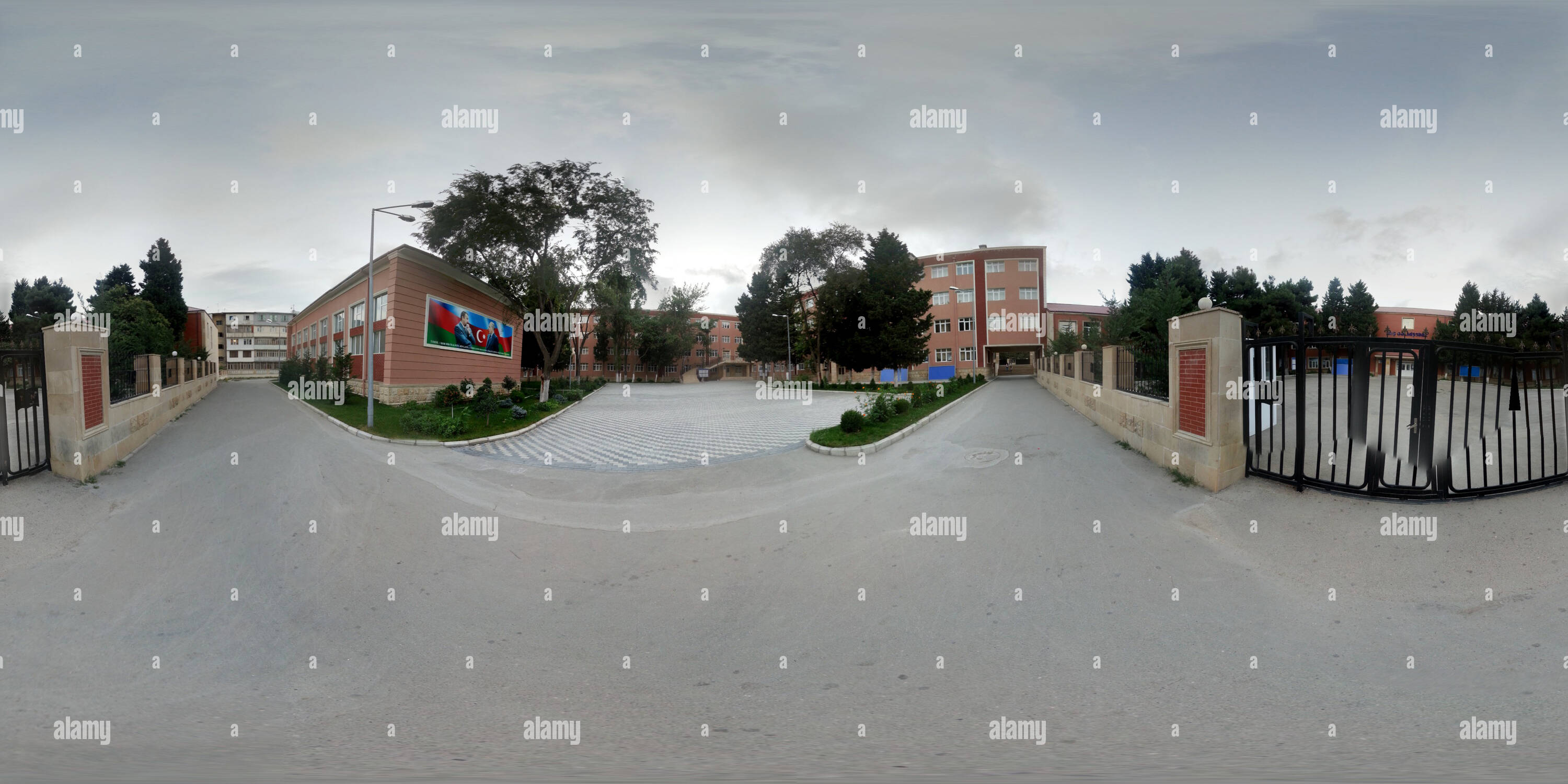 360° view of Baku school #102 - Alamy