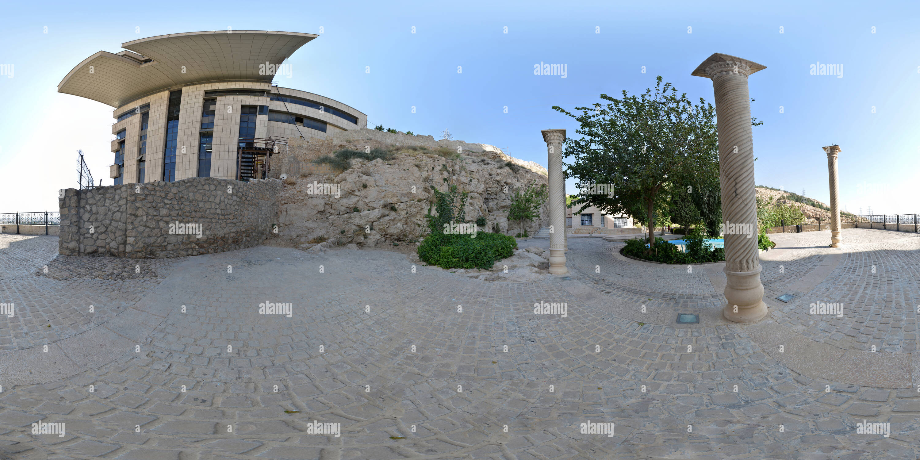 360° view of Khajoo Kermani - Alamy