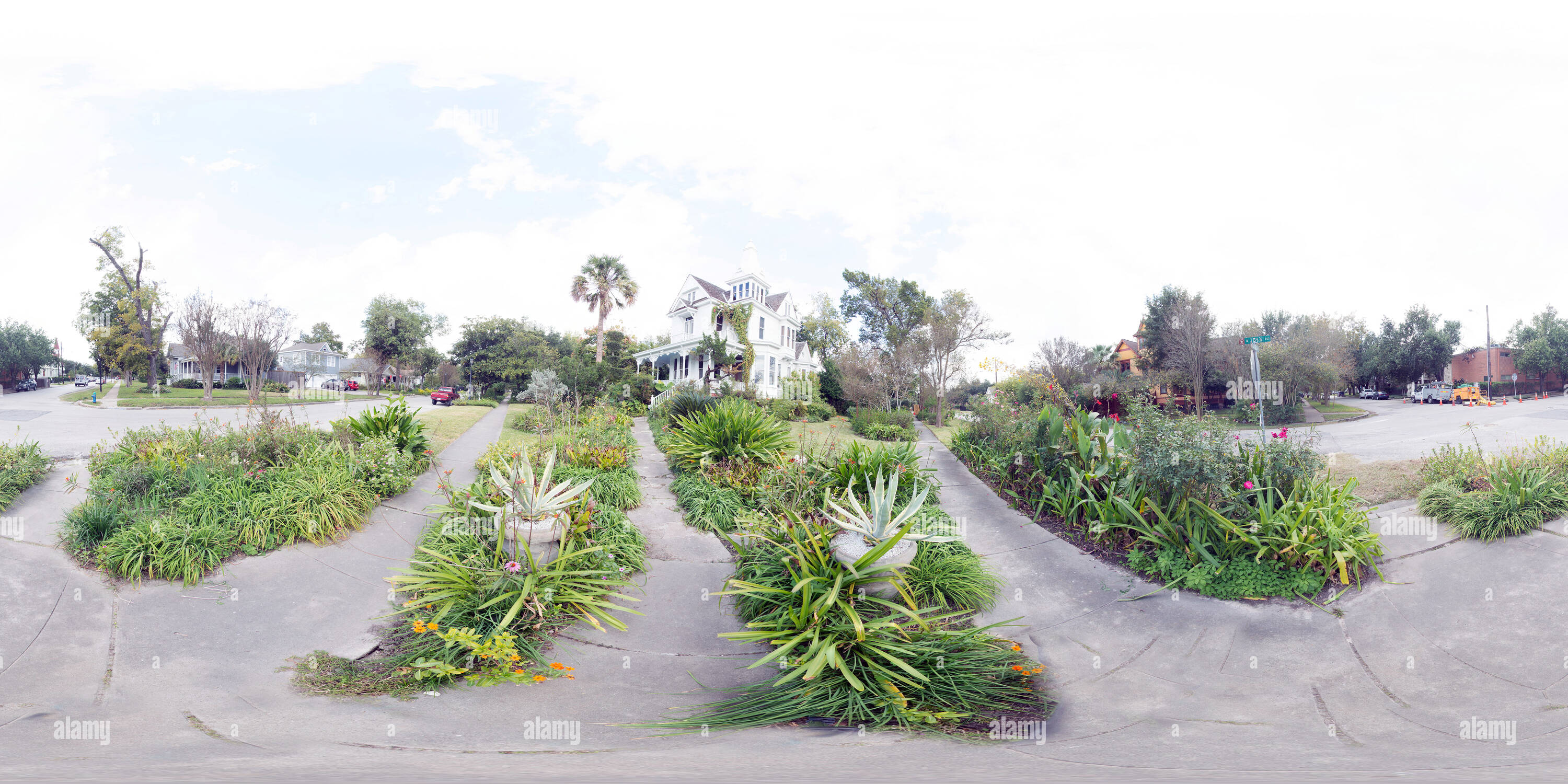 360° view of Victorian House in the Houston Heights - Alamy