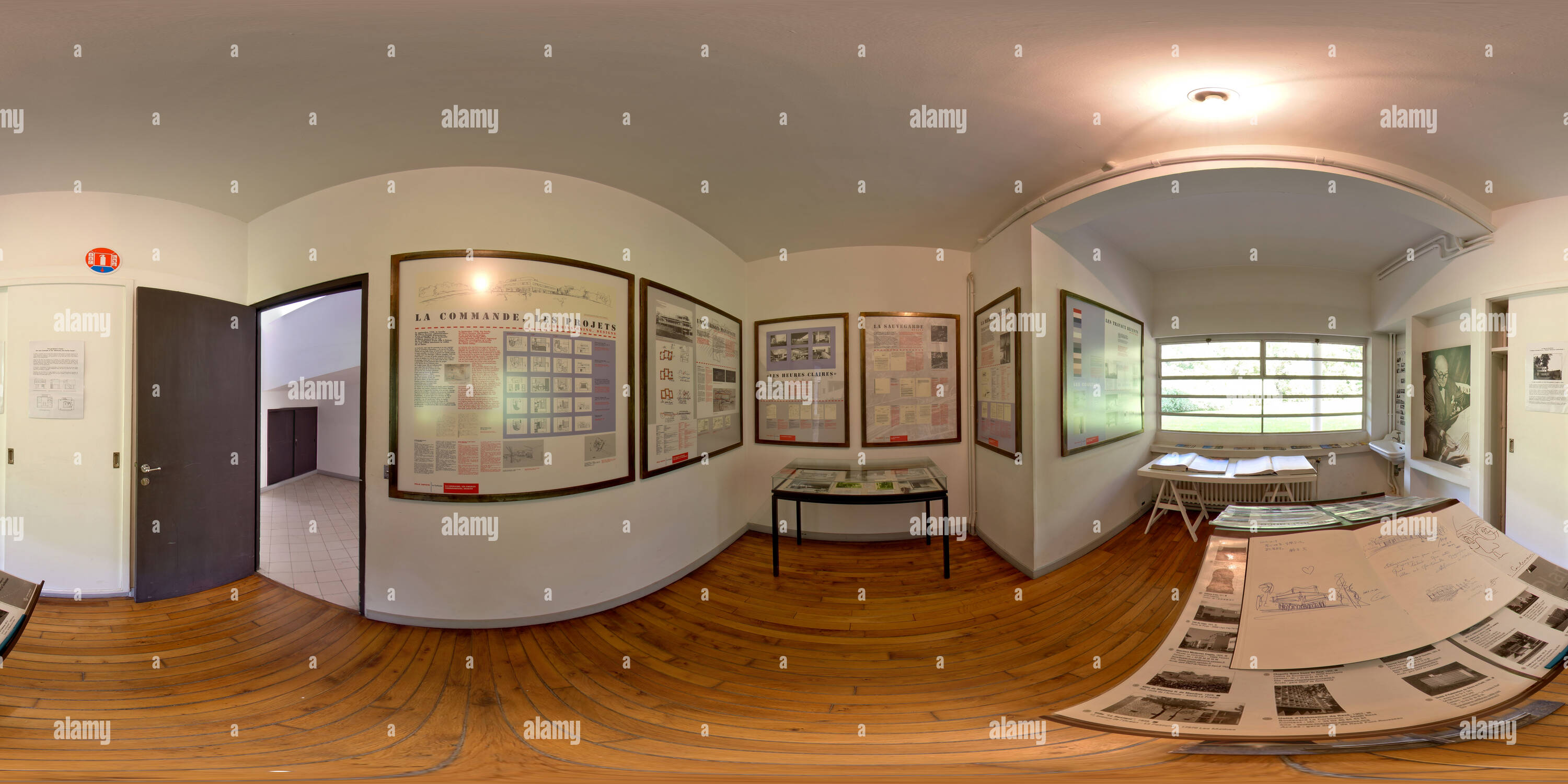 360° view of Villa Savoye by Le Corbusier, documentary room with ...