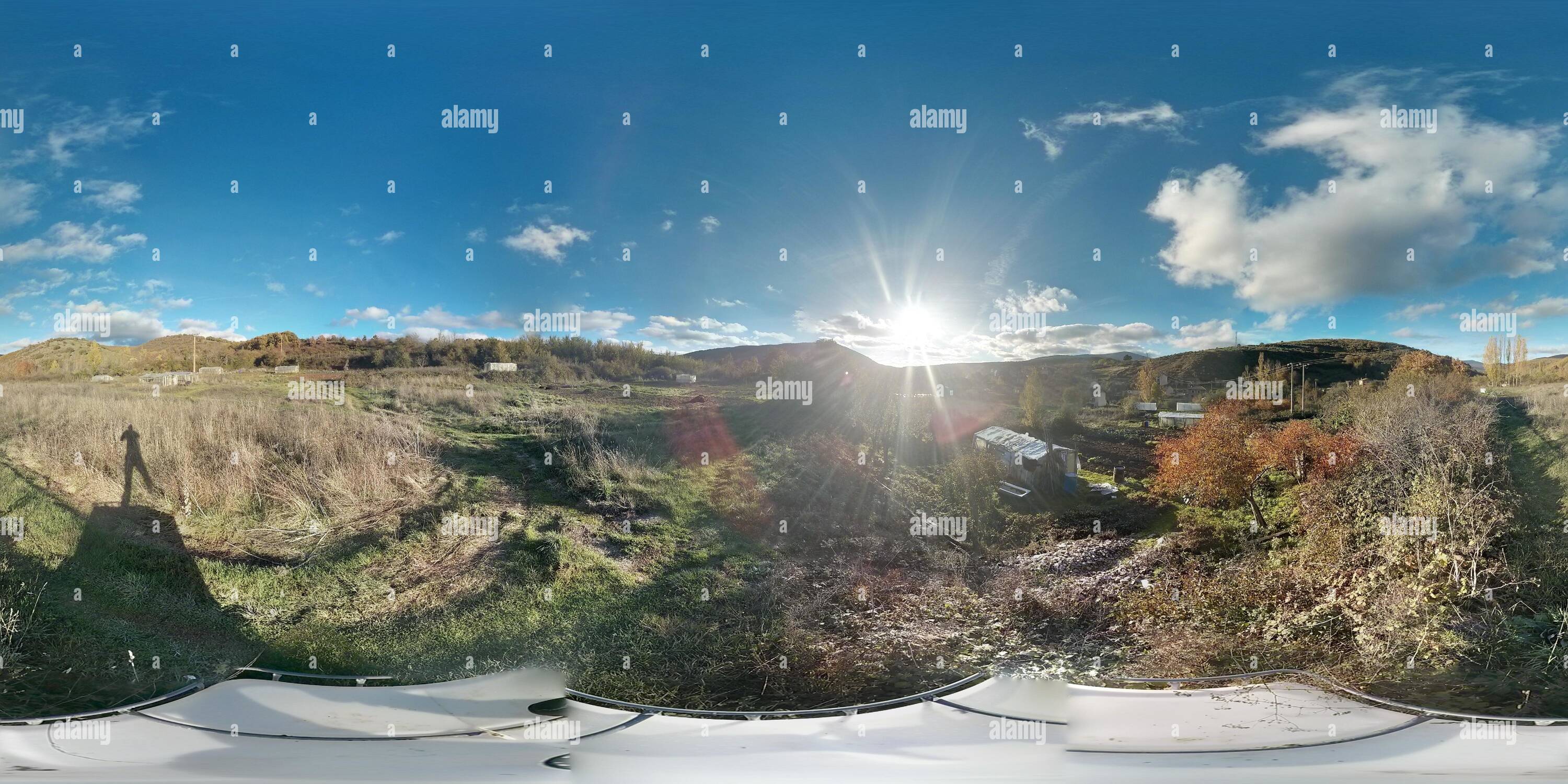 360° view of RANAL EN OTOÑO - Alamy