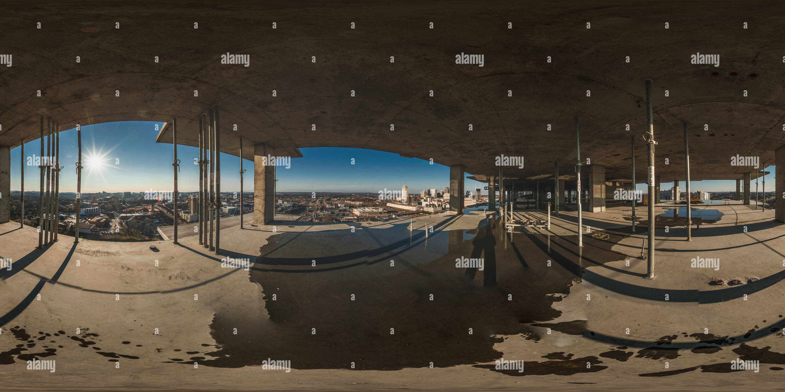 17th floor hi-res stock photography and images - Alamy