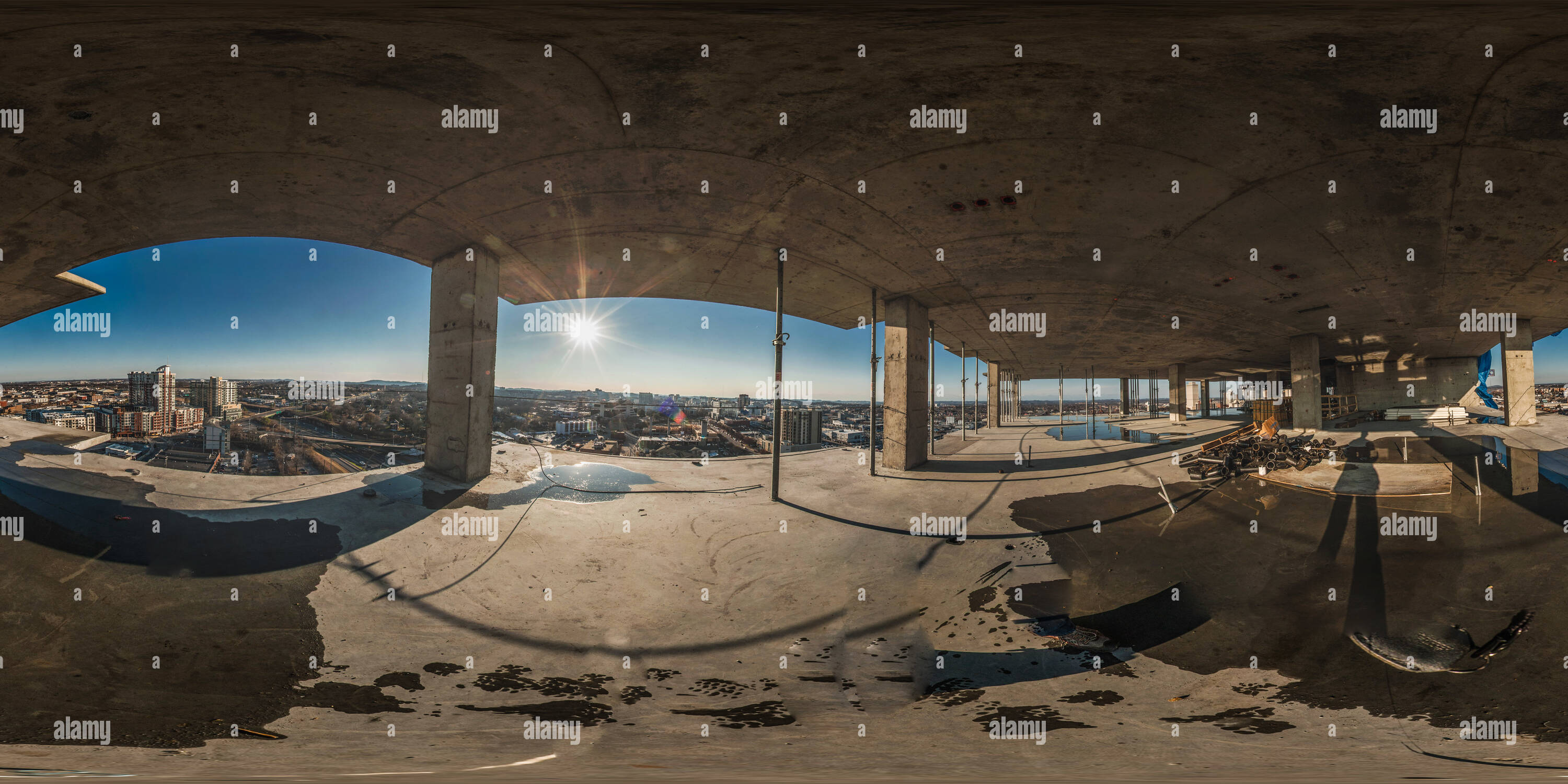 17th floor hi-res stock photography and images - Alamy