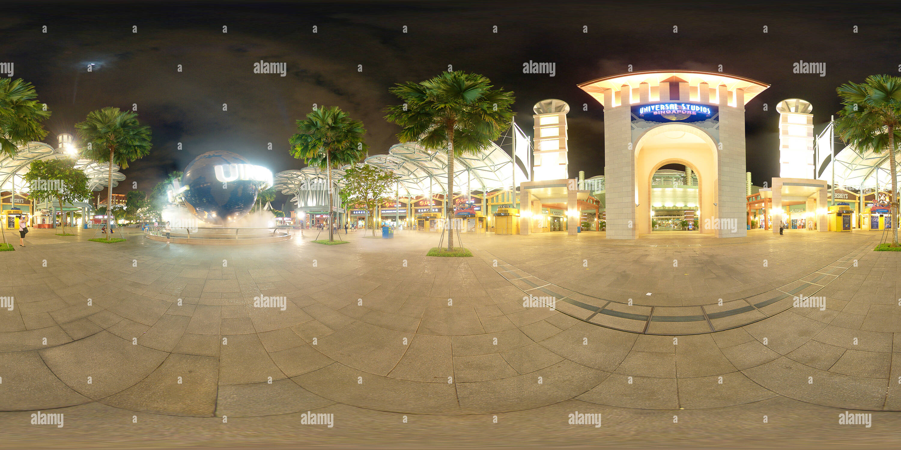 360° view of Universal Studios Singapore - Alamy