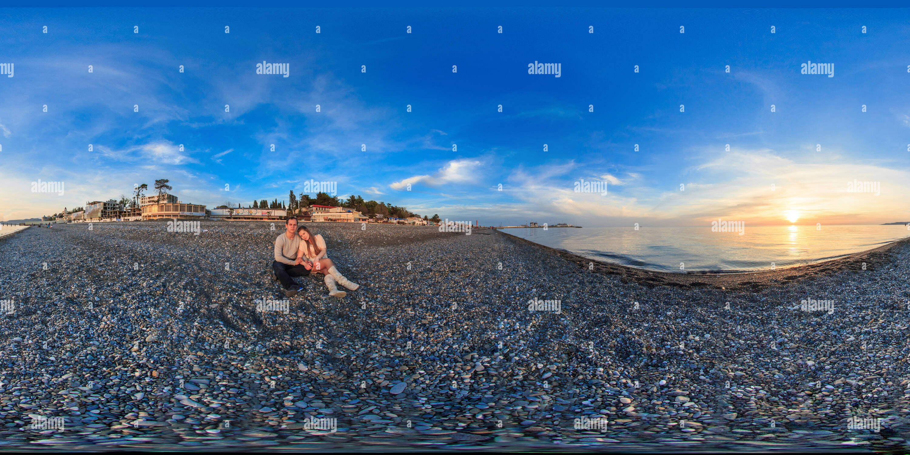 360° view of Darya and Danil - Alamy