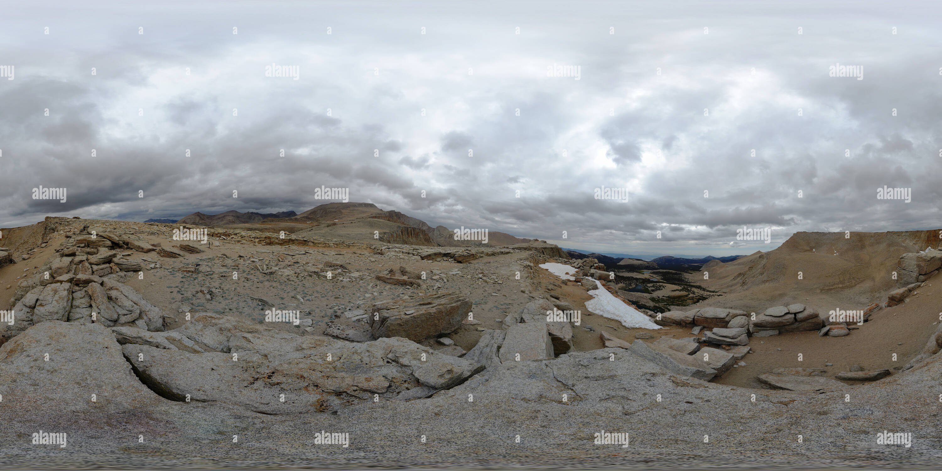 360° view of New Army Pass - Alamy