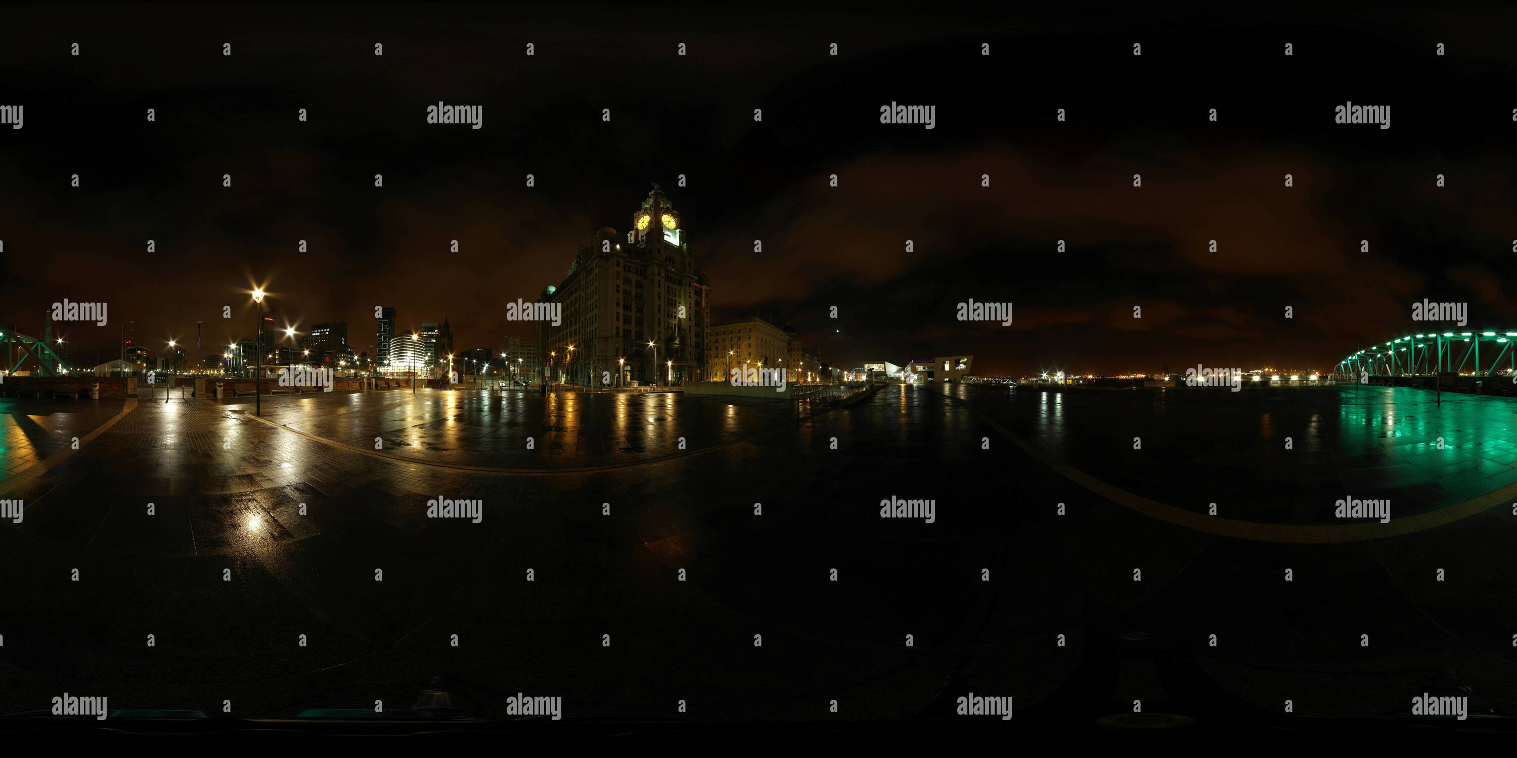 360° view of Royal Liver Building - Alamy