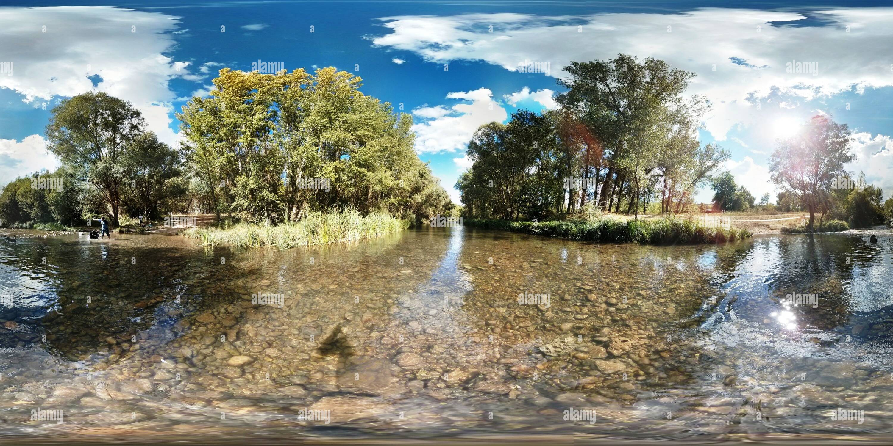 360° view of GAMONAL (Rio Arlanzon - Alamy